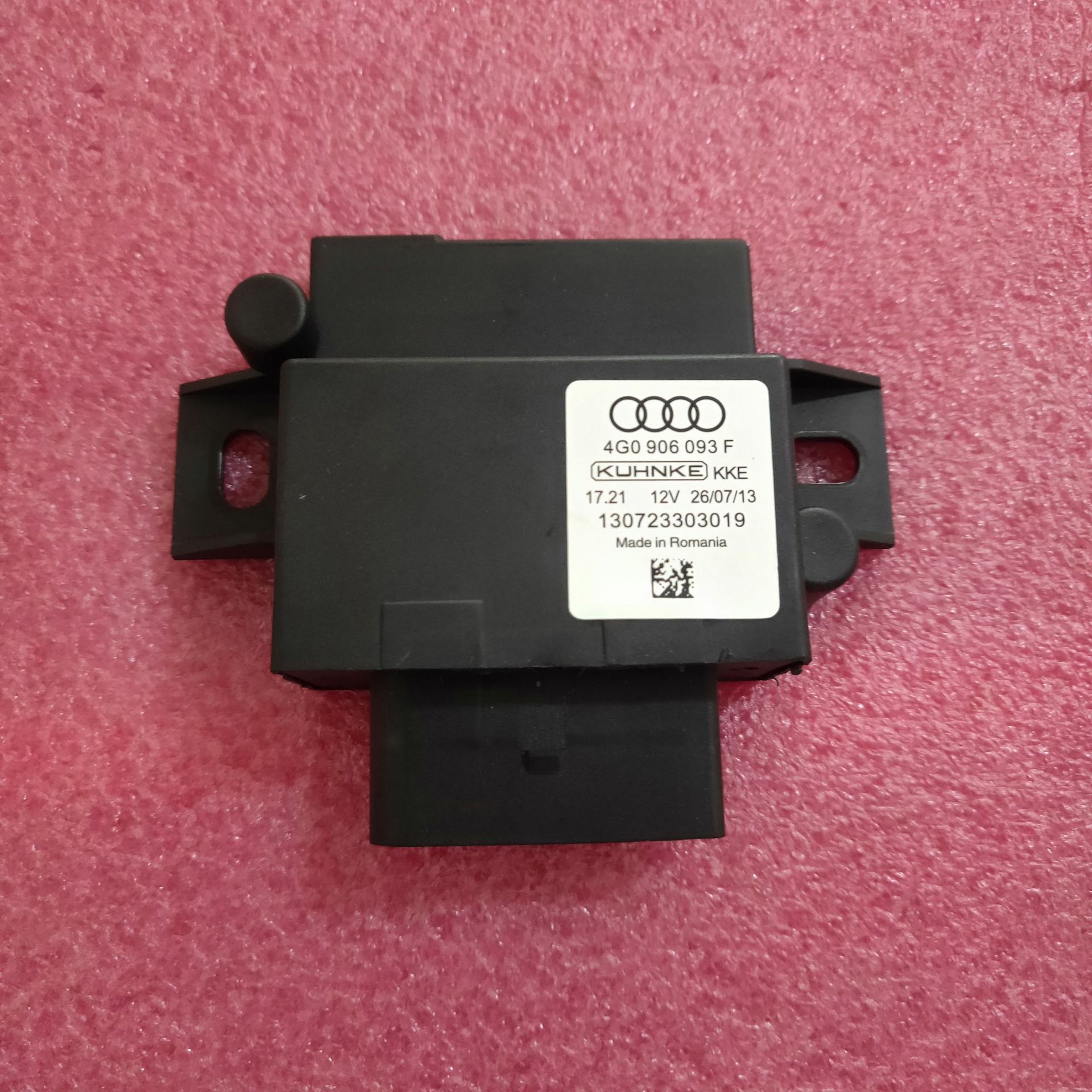 适用奥迪 A6L C7 汽油泵控制器 燃油泵控制器 4G0 906 093 F-阿里巴巴