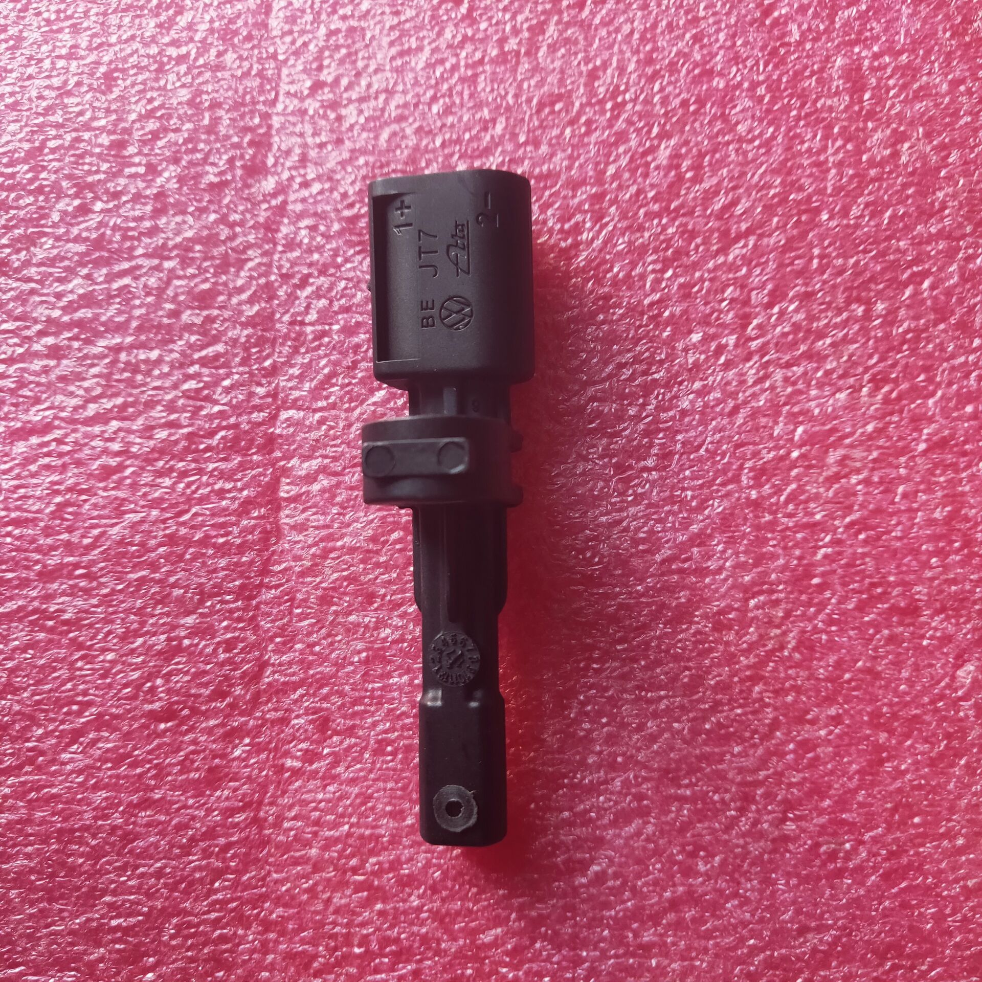 适用凌渡 高尔夫7 新明锐 A3 ABS传感器 车速传感器 WHT 003 864-阿里巴巴