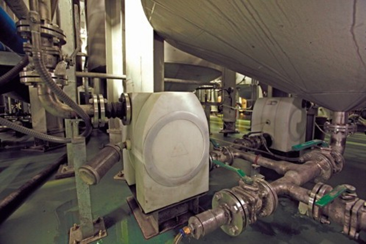 ALmatec 阿玛迪克 E08TTT 耐腐蚀 高压 全PTFE 电子级 气动隔膜泵-阿里巴巴