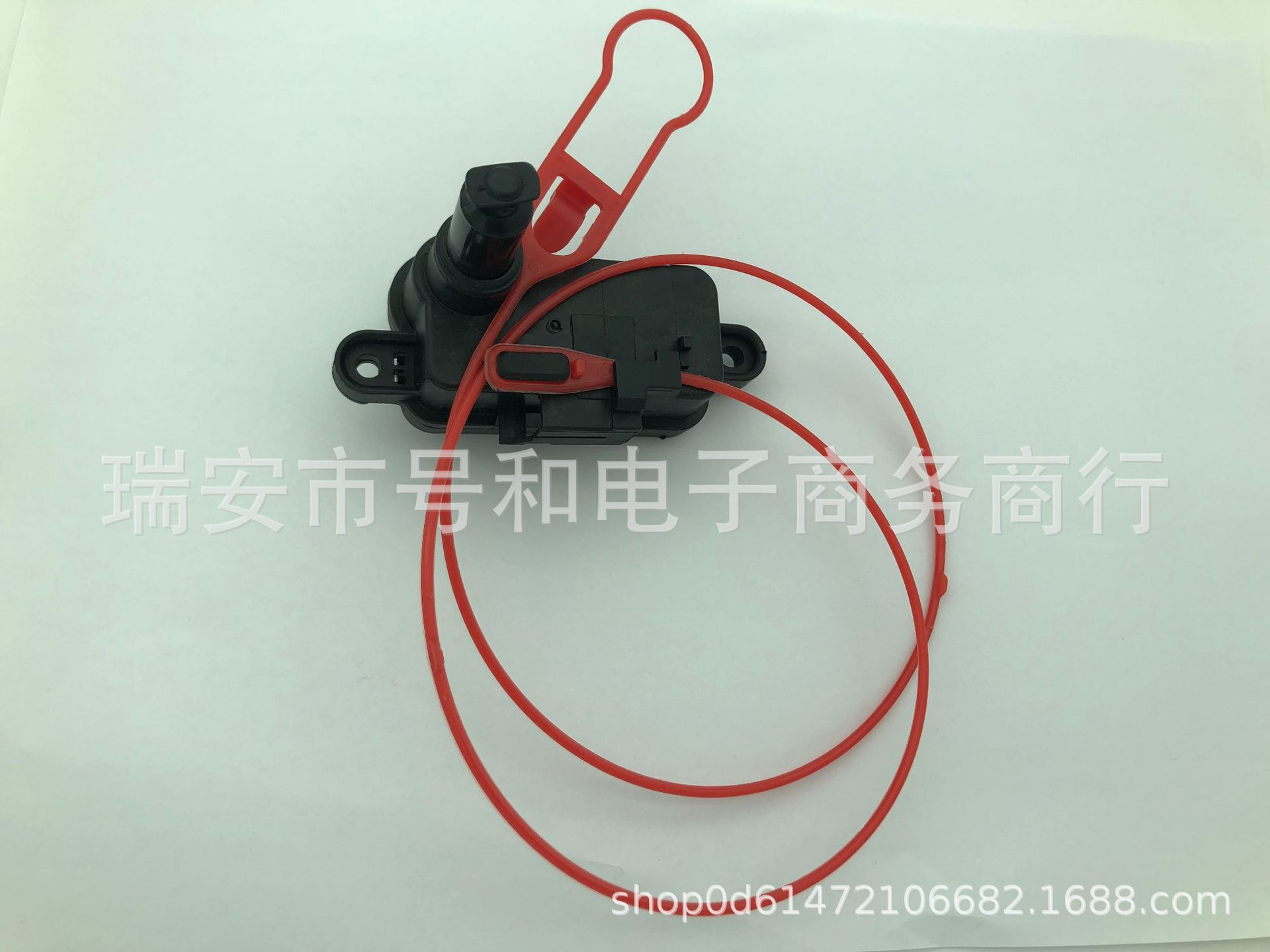 厂家直供 适用奥迪A6L Q7 C7 开关 闭锁器 油箱盖电机 4L0862153D-阿里巴巴