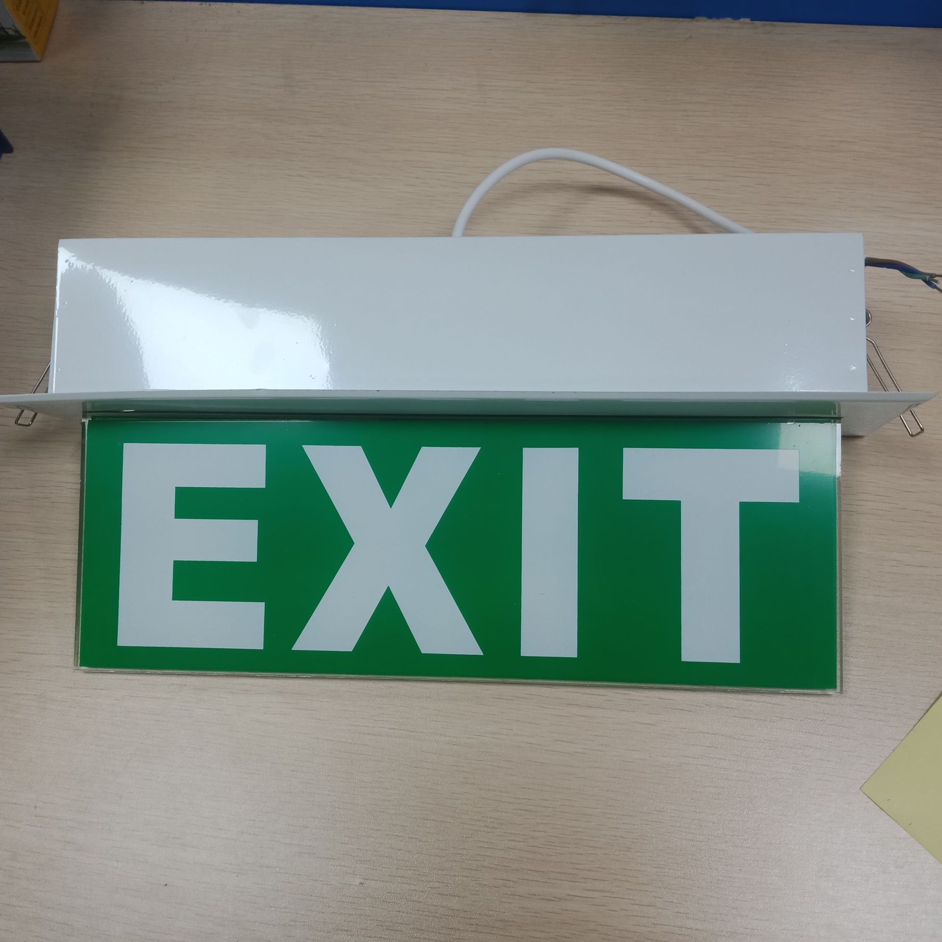 嵌入式外贸应急疏散标志灯EXIT出口指示灯应急3W3H指示灯-阿里巴巴