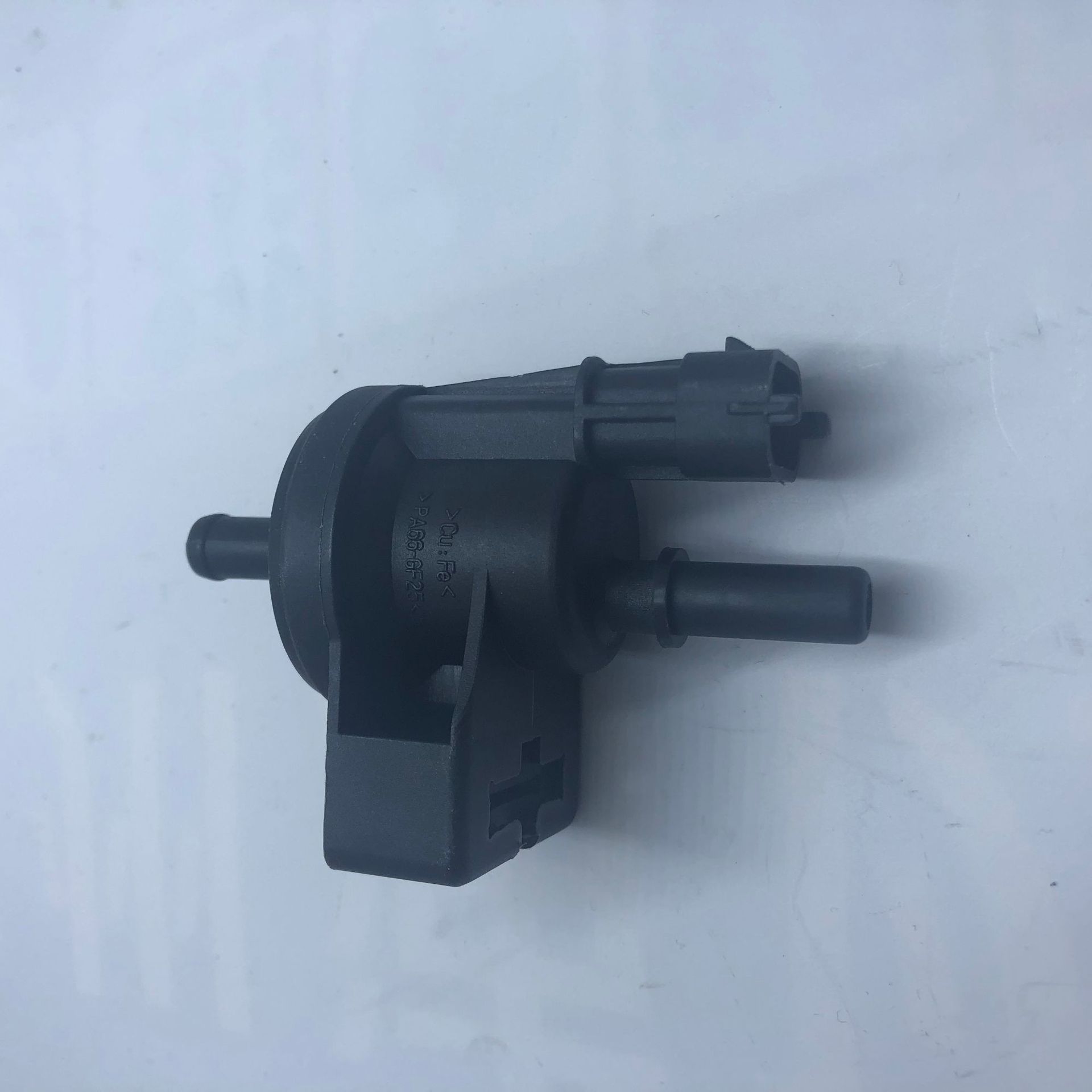 燃油箱通气阀 适用于宝马E90E93E92 13907838281-阿里巴巴