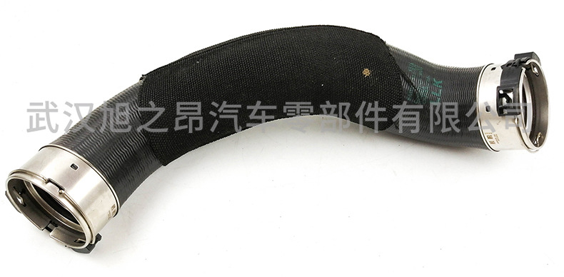 适用宝马X1 F45充气管F52涡轮增压管11618511338软管13718511388-阿里巴巴