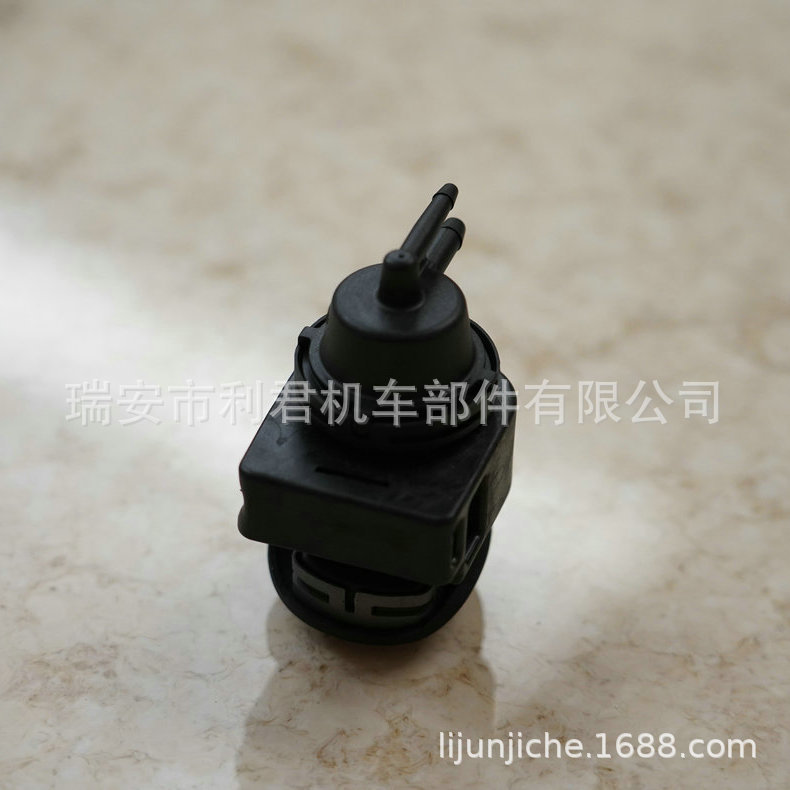 涡轮增压电磁阀 OE：8200661049/14956-00Q0H/14956BC41A-阿里巴巴