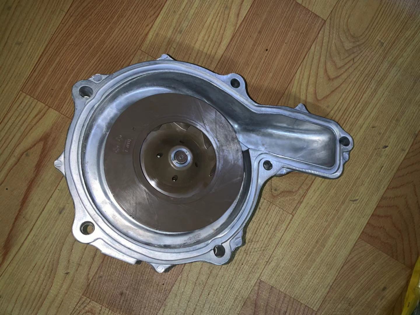 供应沃尔沃DWD1643VE发动机水泵21468471-阿里巴巴