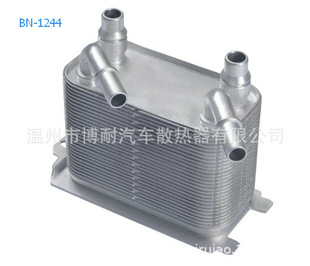 【厂家】供应汽车机油冷却器2366901 PBC500180 LR015152-阿里巴巴