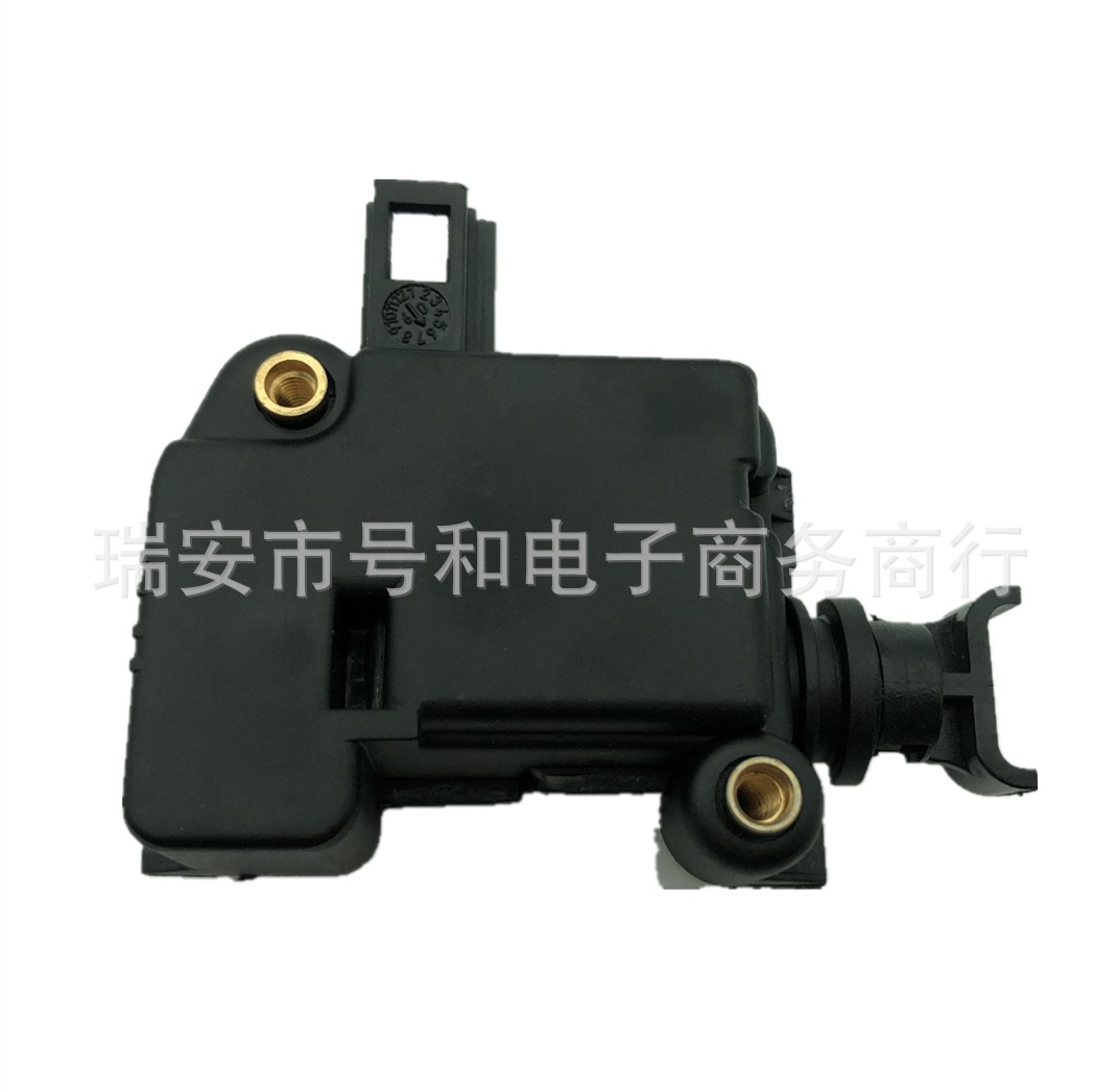 宝来 高尔夫 帕萨特 polo B5后备箱闭锁器行李箱电机 3B0959781C-阿里巴巴