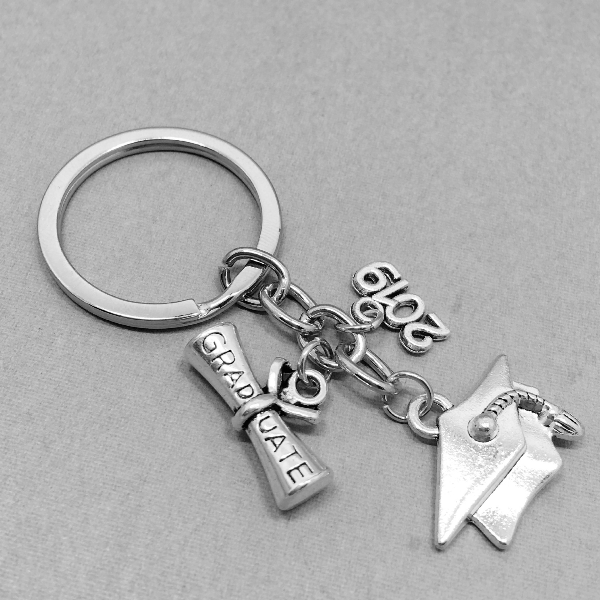 2021 2019 Graduation Ceremony Keychain Diploma Bachelor Cap Key Ring ...