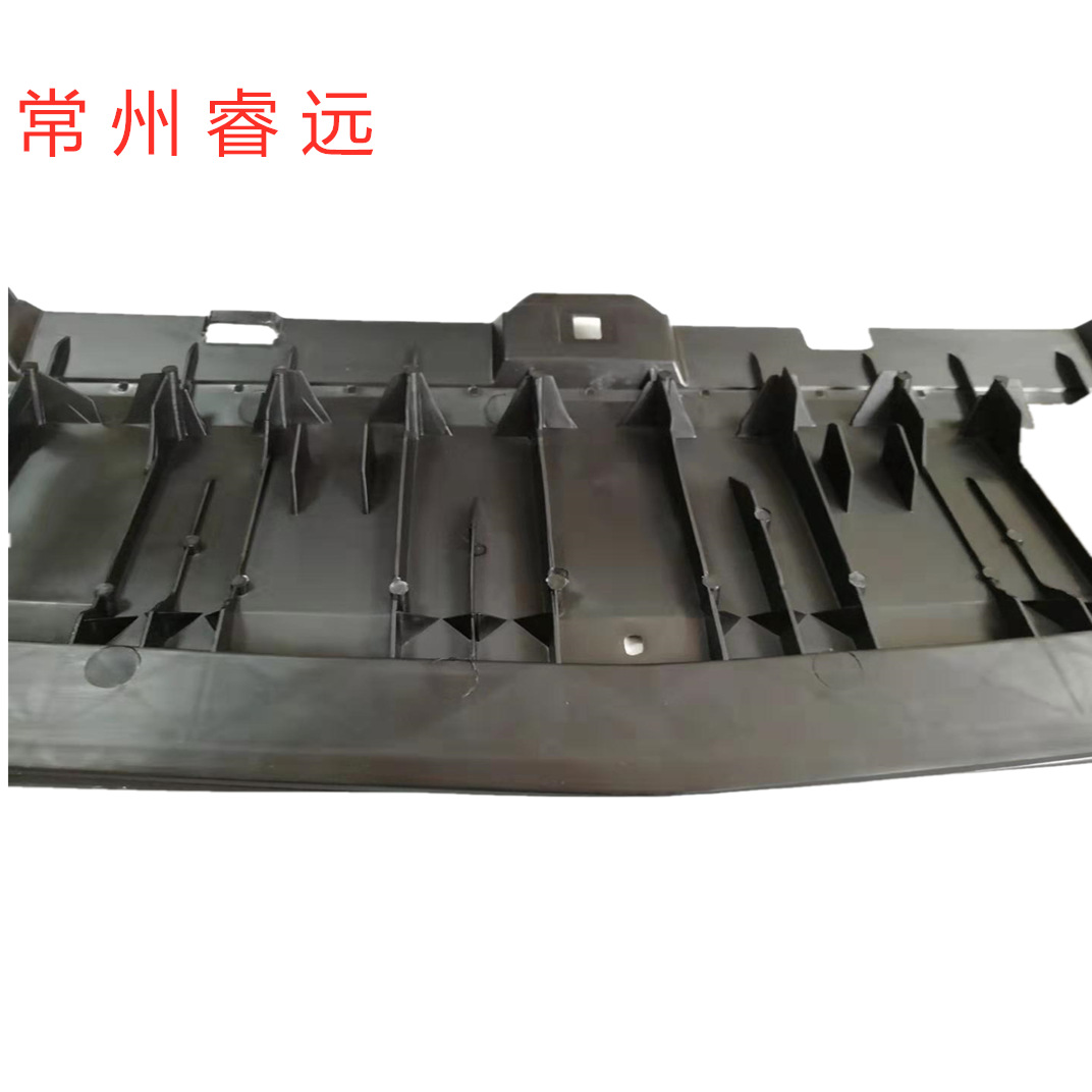 适用于奔驰B200前保险杠挡泥板2468850036-阿里巴巴