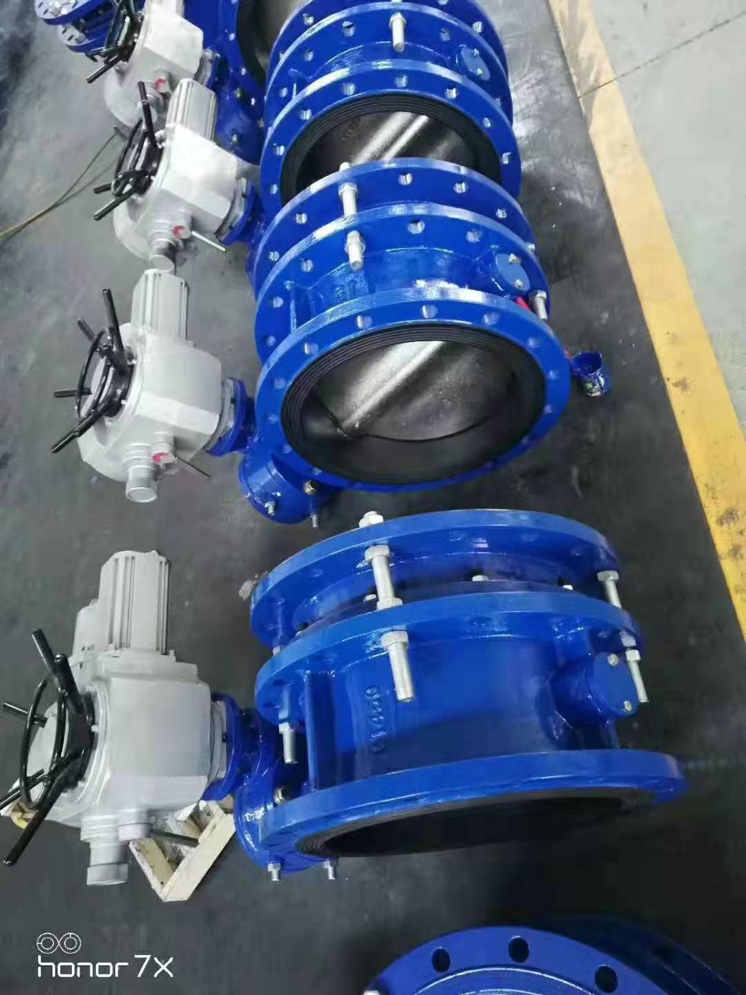 厂家供应D71X/J-16对夹式手柄全衬胶蝶阀 D371软密封碳钢涡轮蝶阀-阿里巴巴