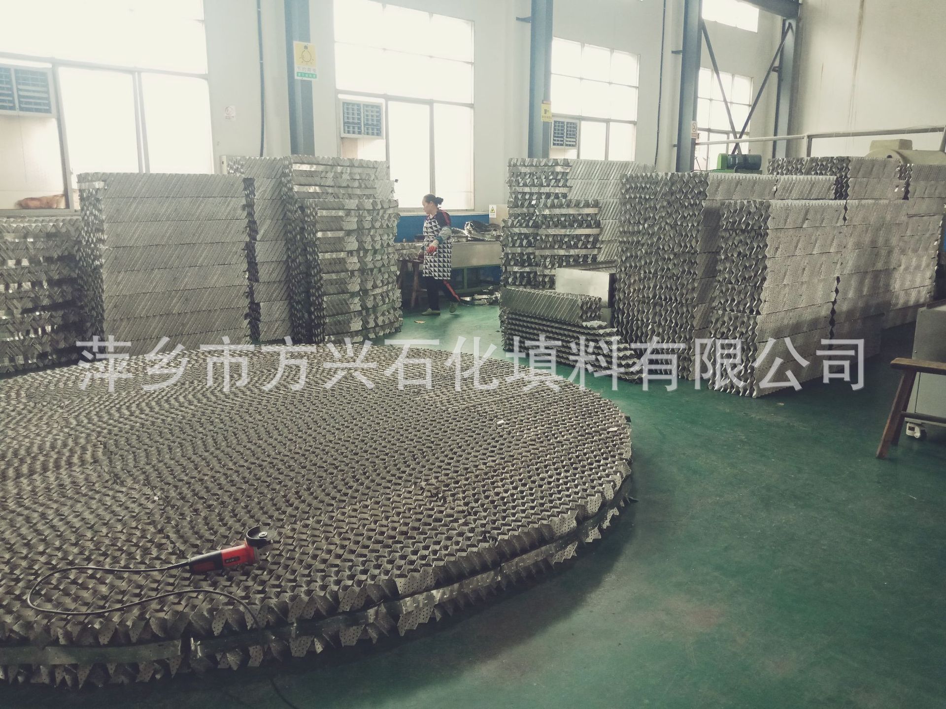 250y/350y不锈钢孔板波纹 金属孔板波纹填料 304不锈钢规整填料-阿里巴巴