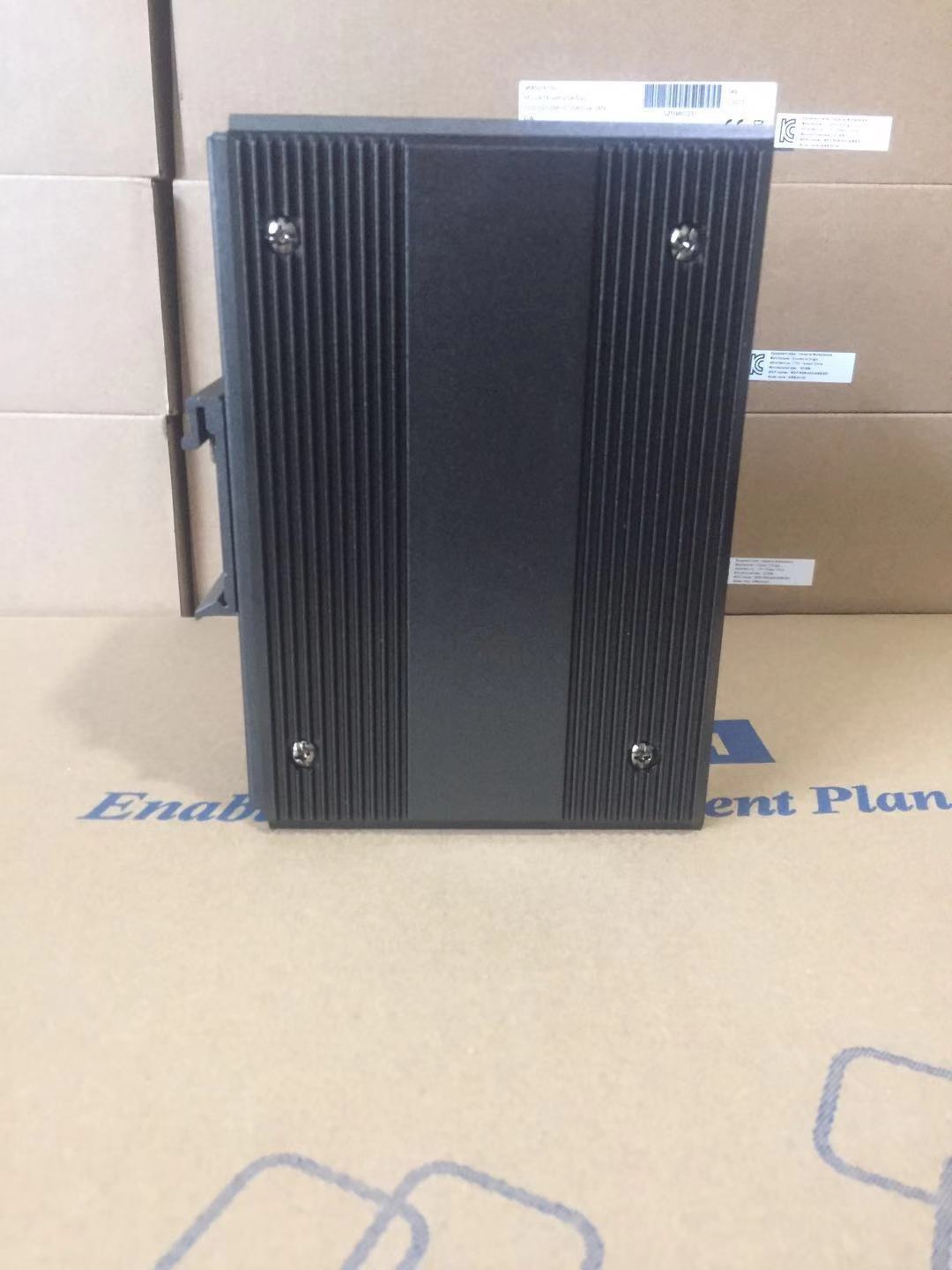 研华全新EKI-7629C-AE 2光8电Combo端口工业以太网交换机SFP插槽-阿里巴巴