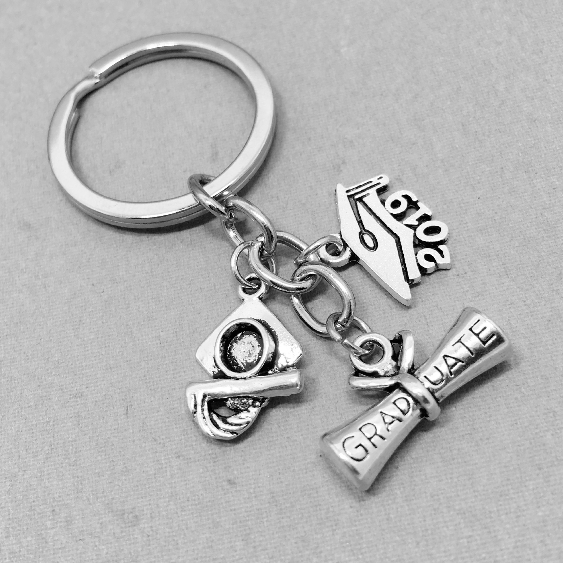 2020 2019 Graduation Ceremony Keychain Diploma Bachelor Cap Key Ring ...