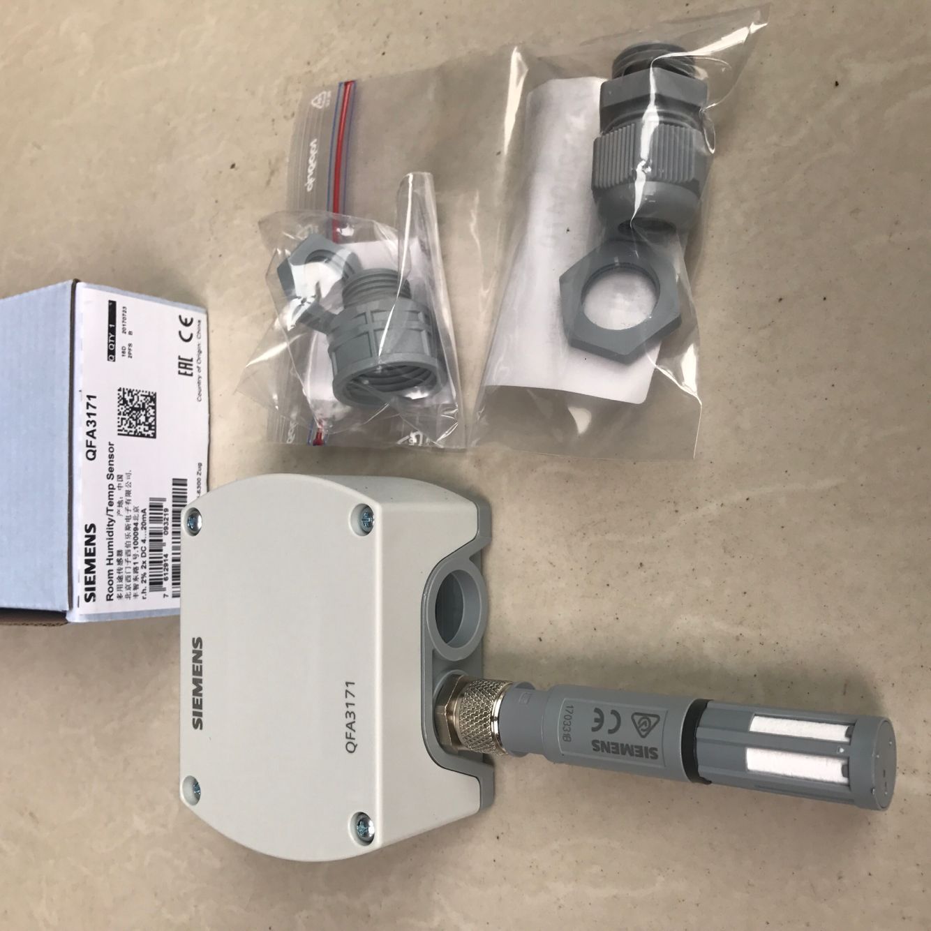 SIEMENS/西门子室内温湿度传感器QFA3171D带液晶显示温湿度变送器-阿里巴巴