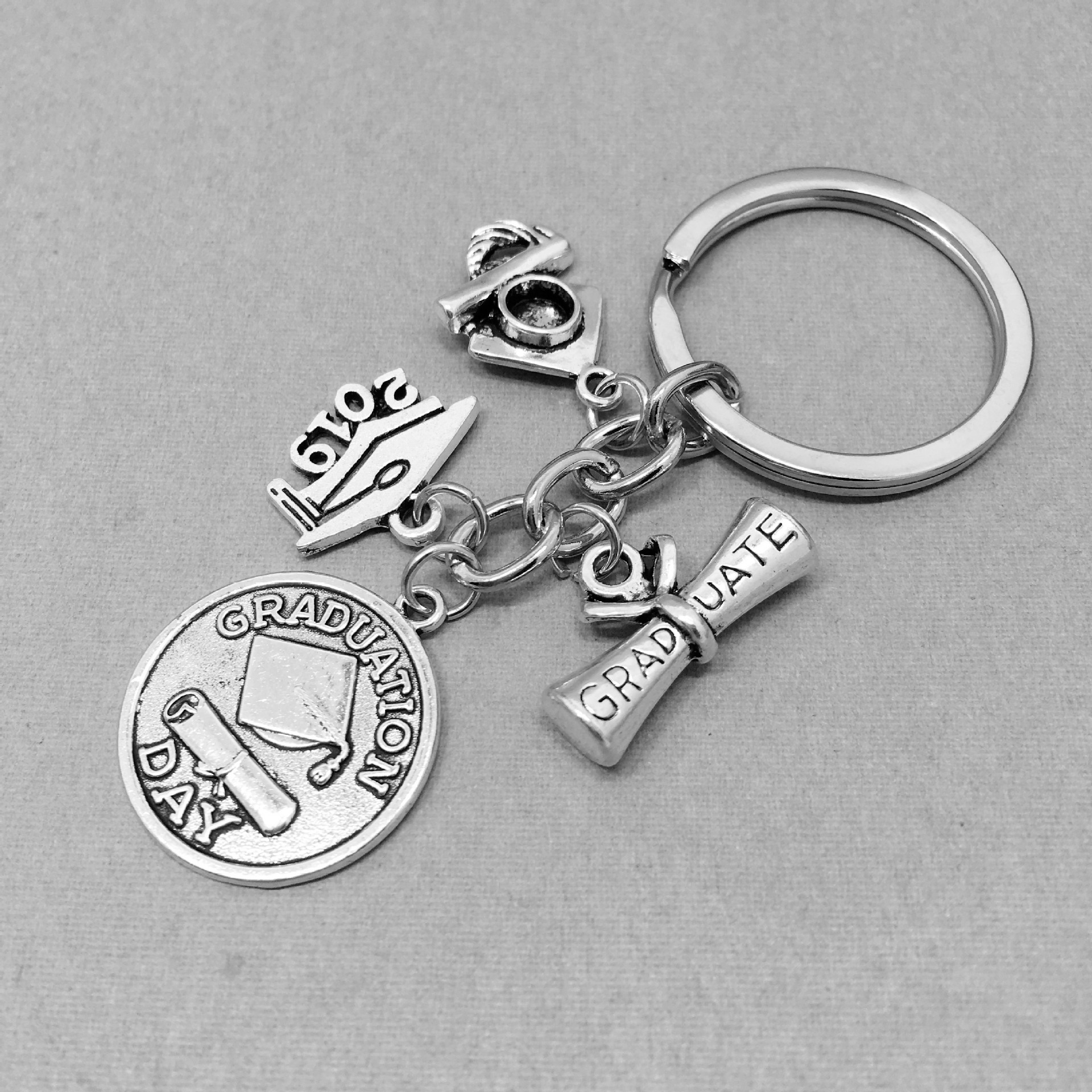2021 2019 Graduation Ceremony Keychain Diploma Bachelor Cap Key Ring ...