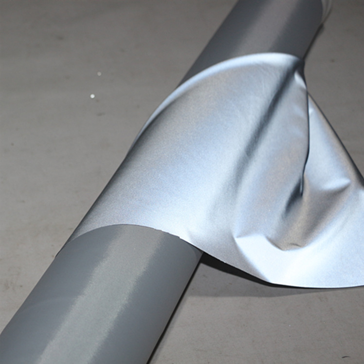 厂家供应防水高亮反光布冲锋衣服装反光面料柔软银灰色反光材料-阿里巴巴