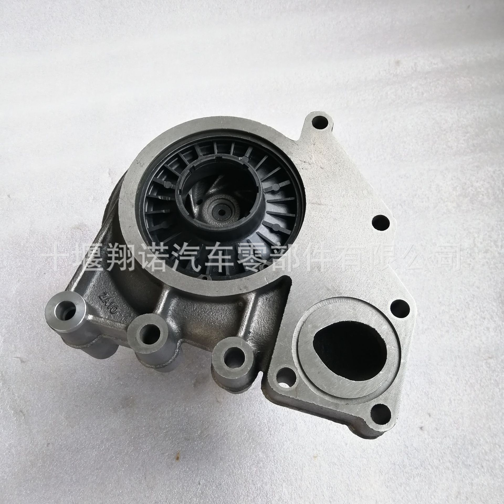 康明斯发动机QSX15 ISX15水泵4089909 4024886 4920464 5473363-阿里巴巴