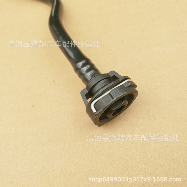 适用于奔驰 GLE GLS GL M级汽车橡胶冷却水管1665000875-阿里巴巴