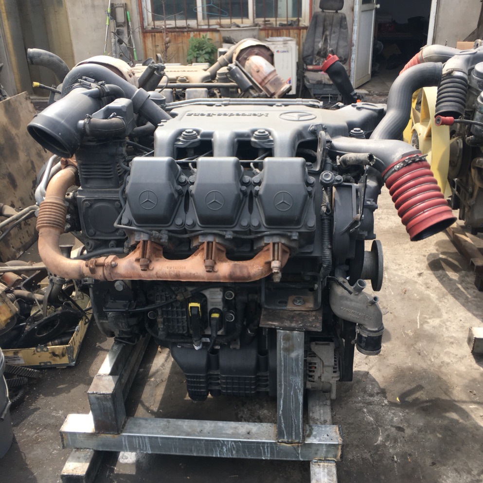 适用于奔驰OM906LA输油泵 柴油泵A0040911401-阿里巴巴