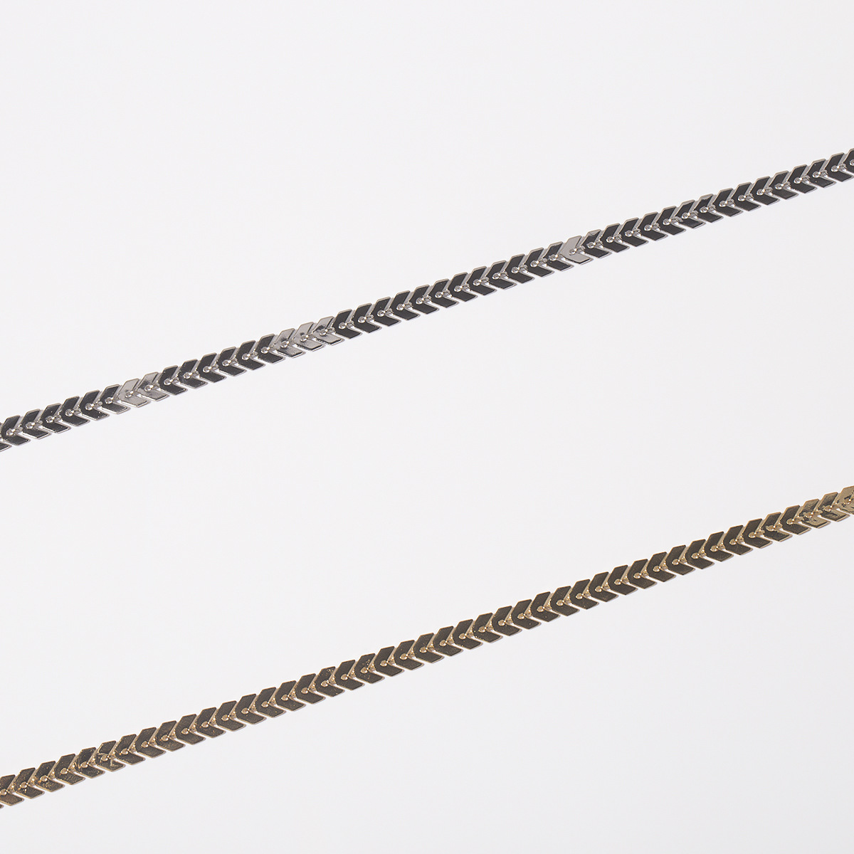 Womens geometry aircraft chain arrow plating metal NHXR141849