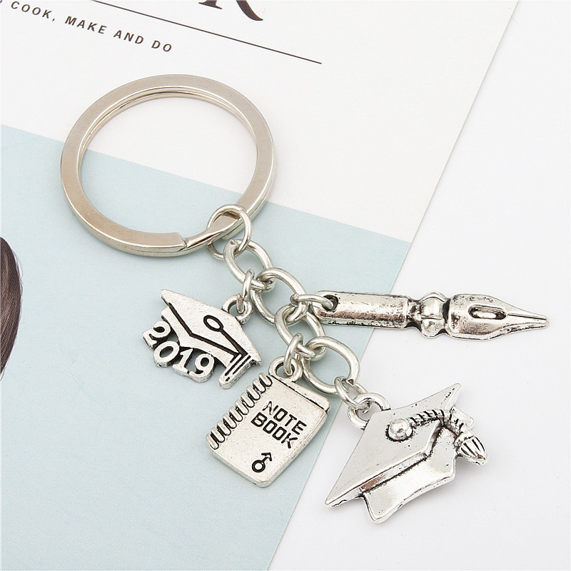 2020 2019 Graduation Ceremony Keychain Diploma Bachelor Cap Key Ring ...