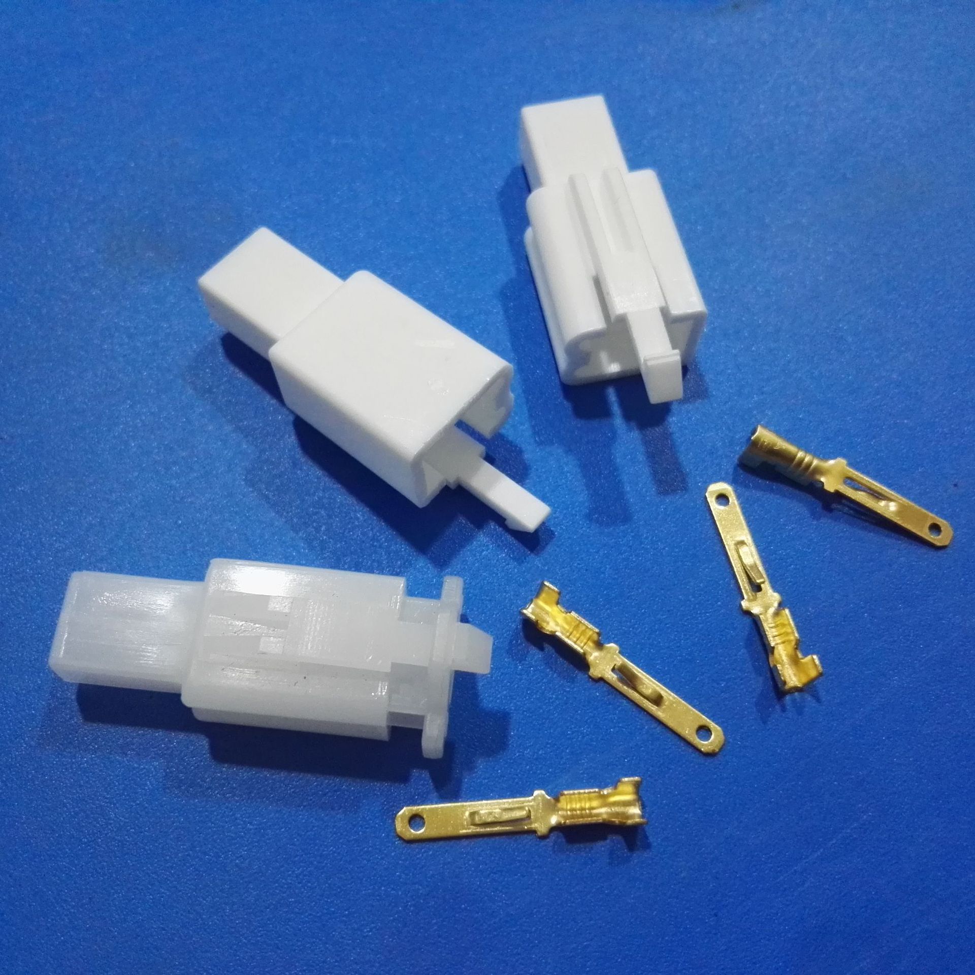 DJ7021A-2.8-11/21 PA66奶白 2.8-2P公母壳白色白仿插片端子-阿里巴巴