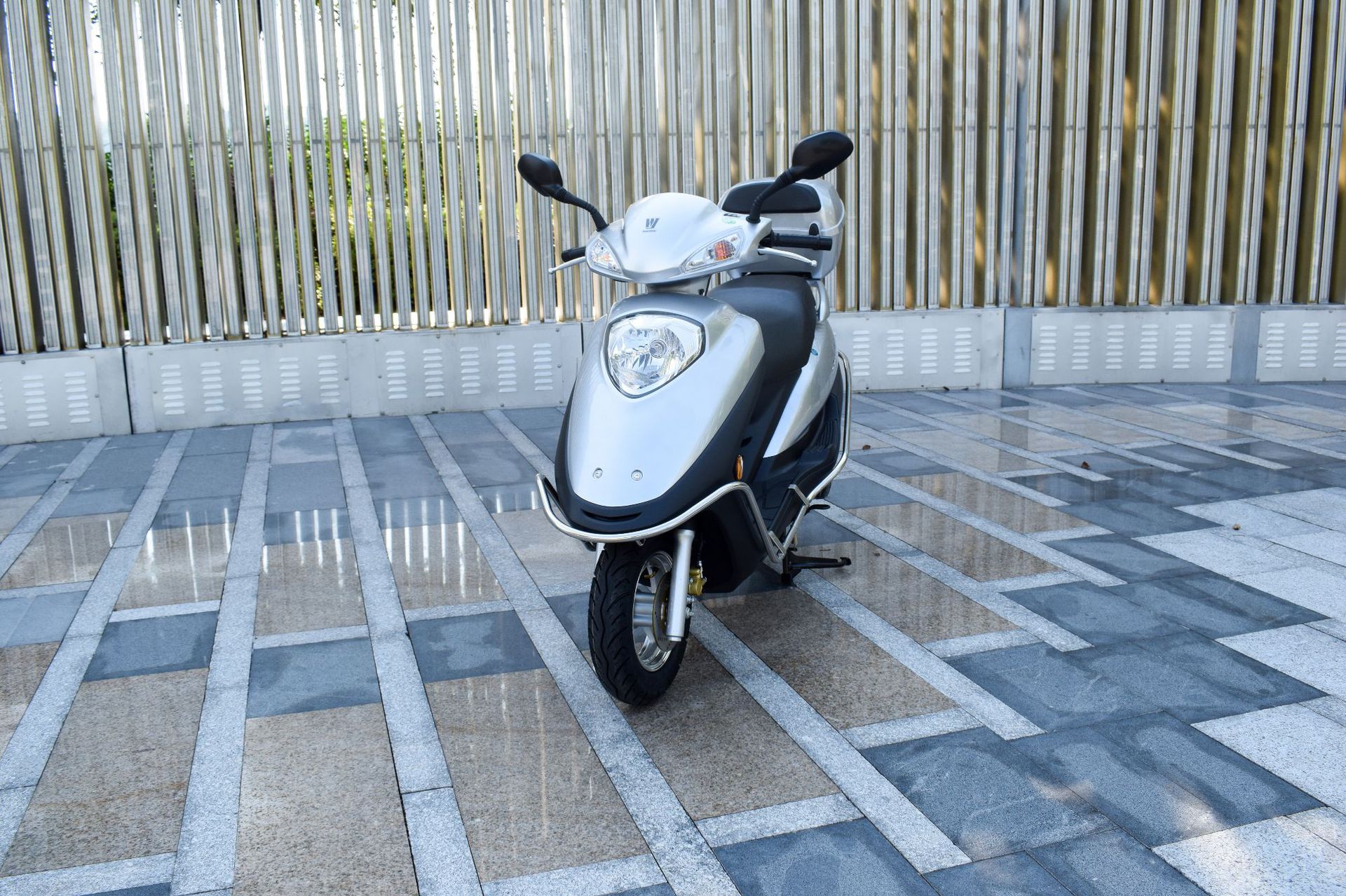 供应豪爵牌HJ125T-10H女装踏板宇钻国四智能电喷燃油摩托车125-阿里巴巴