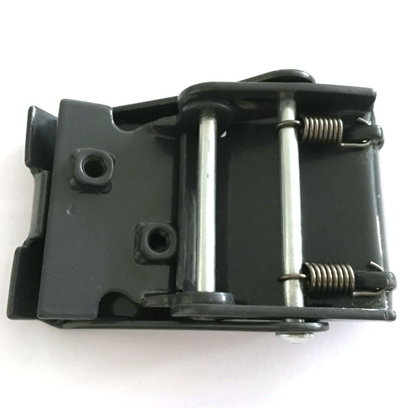 适用于斯凯尼亚挡泥板支架 卡车面板锁 欧系卡车配件-阿里巴巴