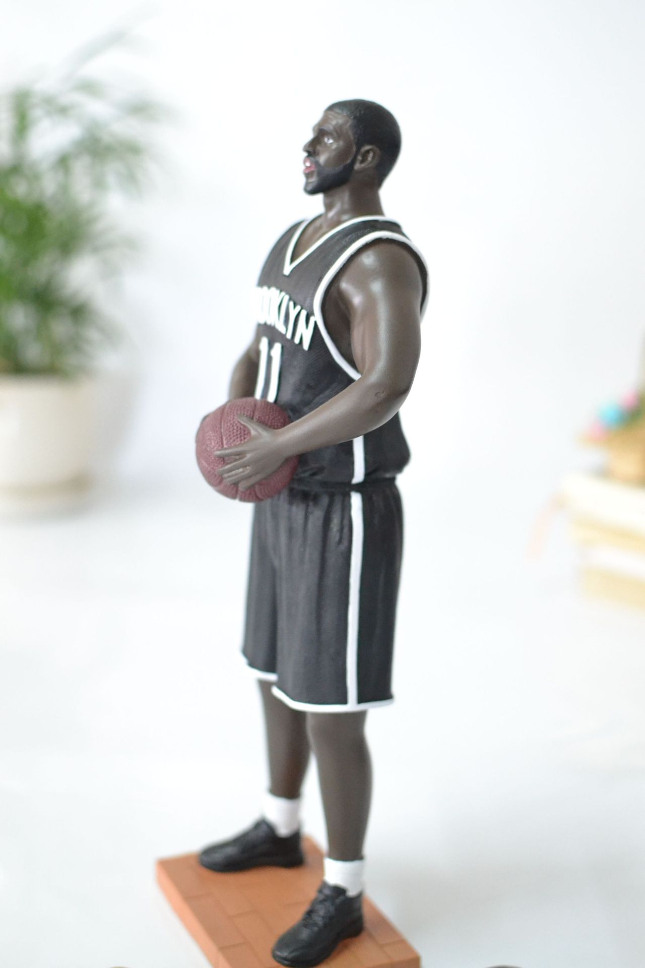 家居摆件工艺品nba球星欧文科比詹姆斯篮球人物球星手办学生礼品-阿里巴巴