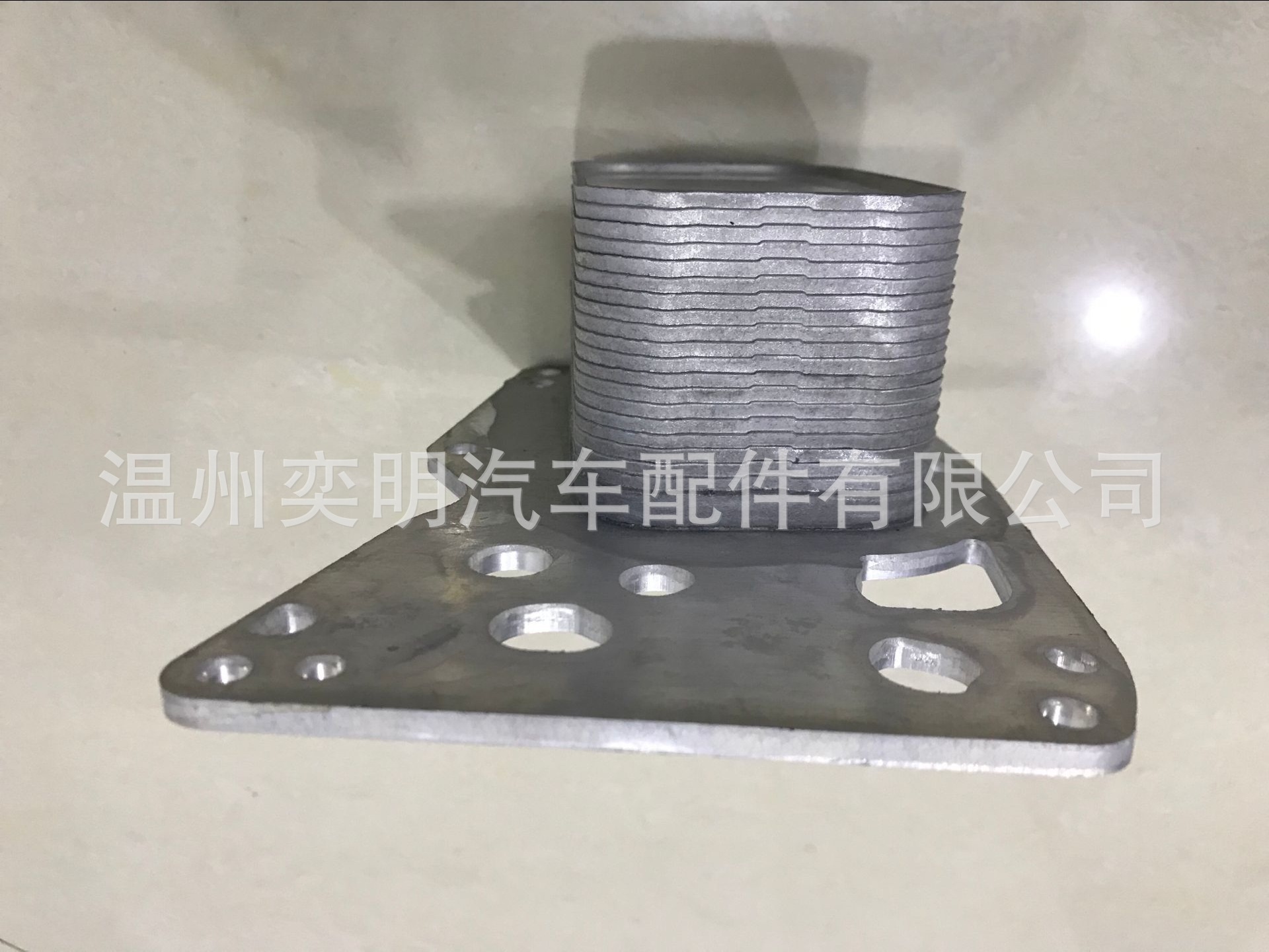 适用于宝马1系 3系 5系 机油散热器 油冷器11428507626 8507626-阿里巴巴