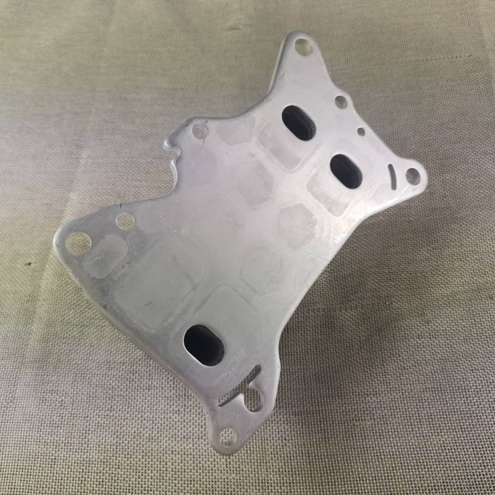 散热器 OIL COOLER 6511800610, 6511800665, 6511801310-阿里巴巴