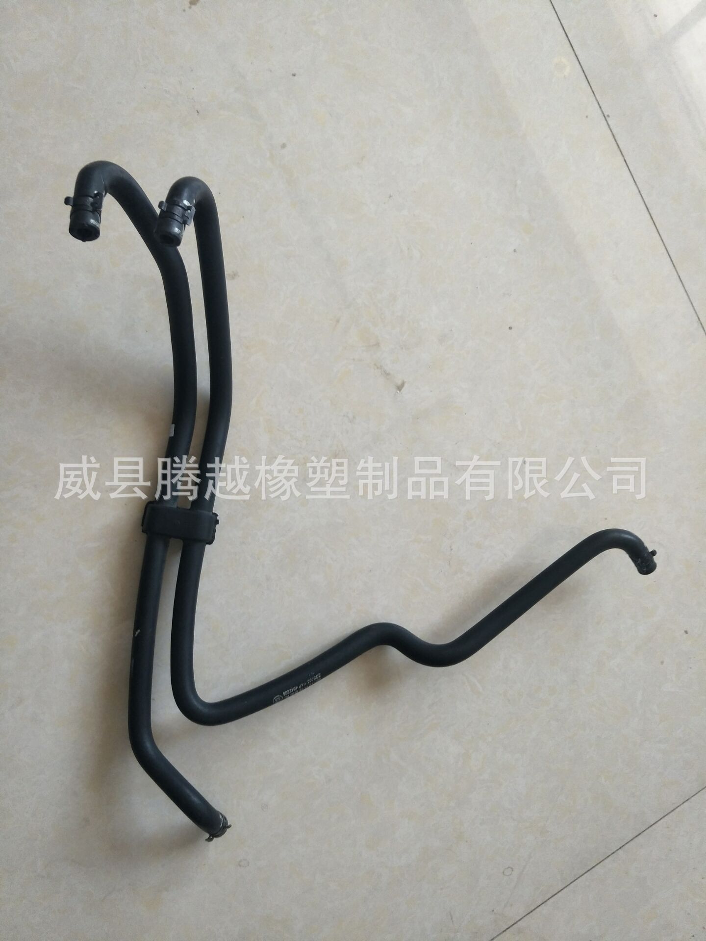 2710901929.2710901629适用于奔驰散热器水管、通风管涡轮增压管-阿里巴巴