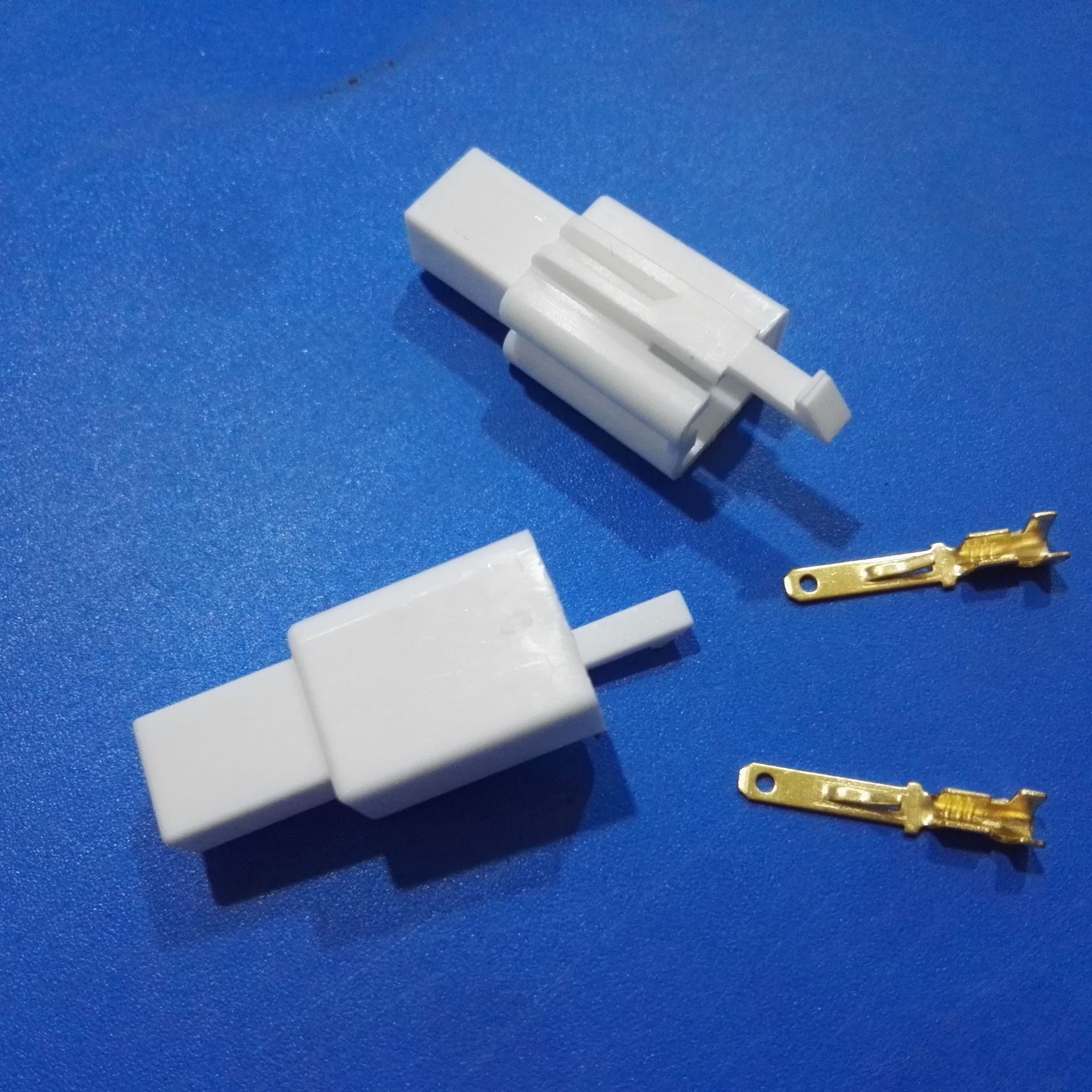 DJ7021A-2.8-11/21 PA66奶白 2.8-2P公母壳白色白仿插片端子-阿里巴巴