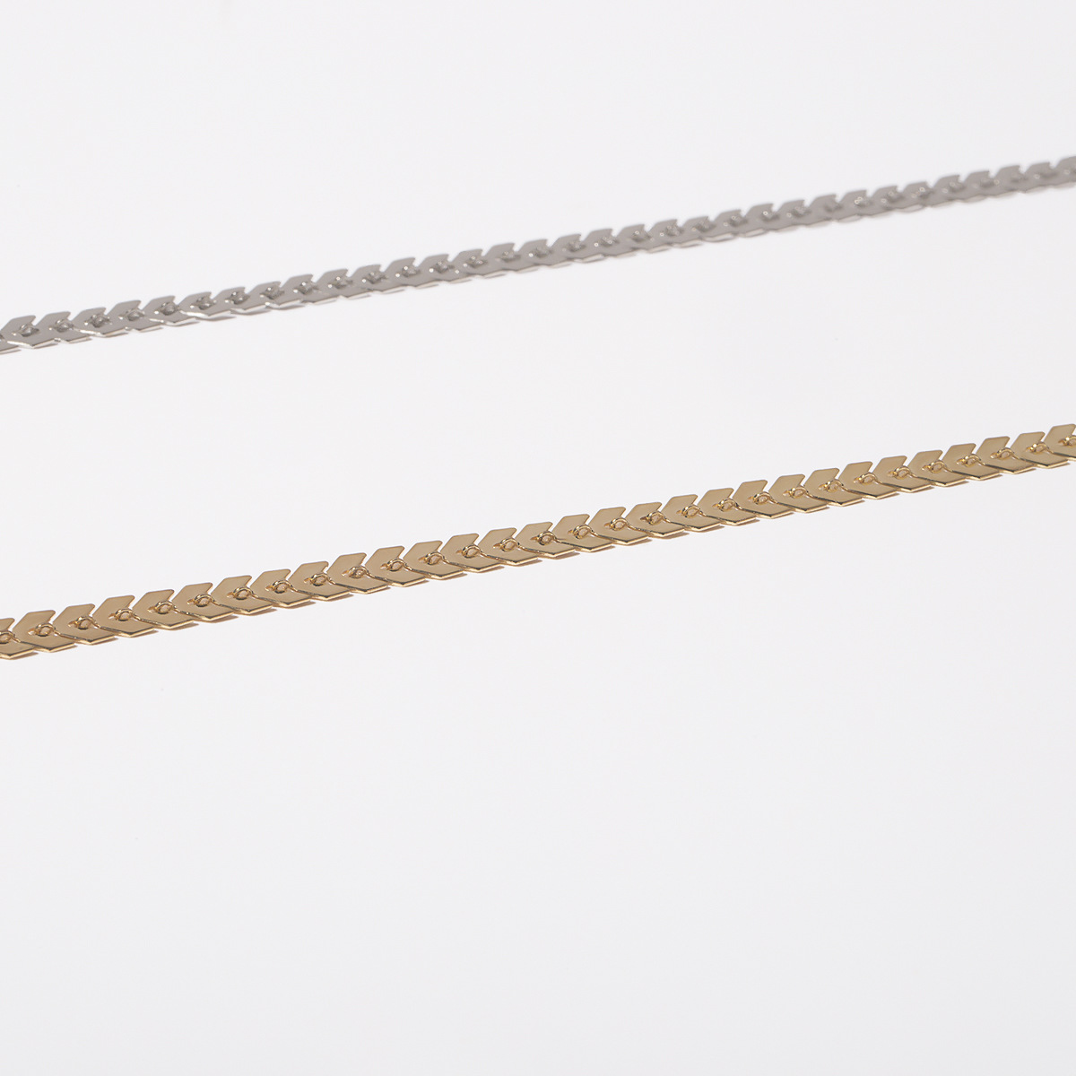 Womens geometry aircraft chain arrow plating metal NHXR141849