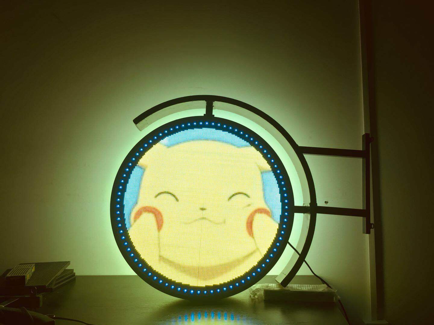 户外圆形全彩显示屏 双面全彩显示屏 带遥控 WiFi全彩圆形显示屏-阿里巴巴