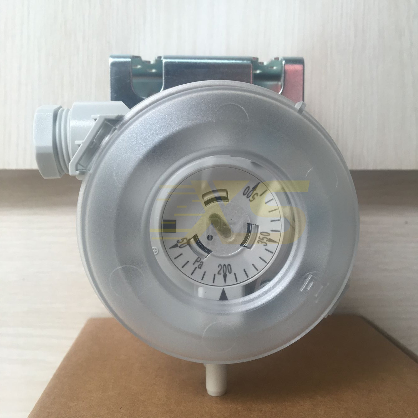 原装 SIEMENS西门子QBM81-3 中央空调空气压差开关控制器风机风压-阿里巴巴