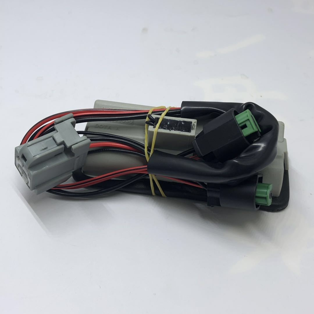 适用于路虎发现4(10-至今尾门开关后尾门释放把手开关 LR015457-阿里巴巴