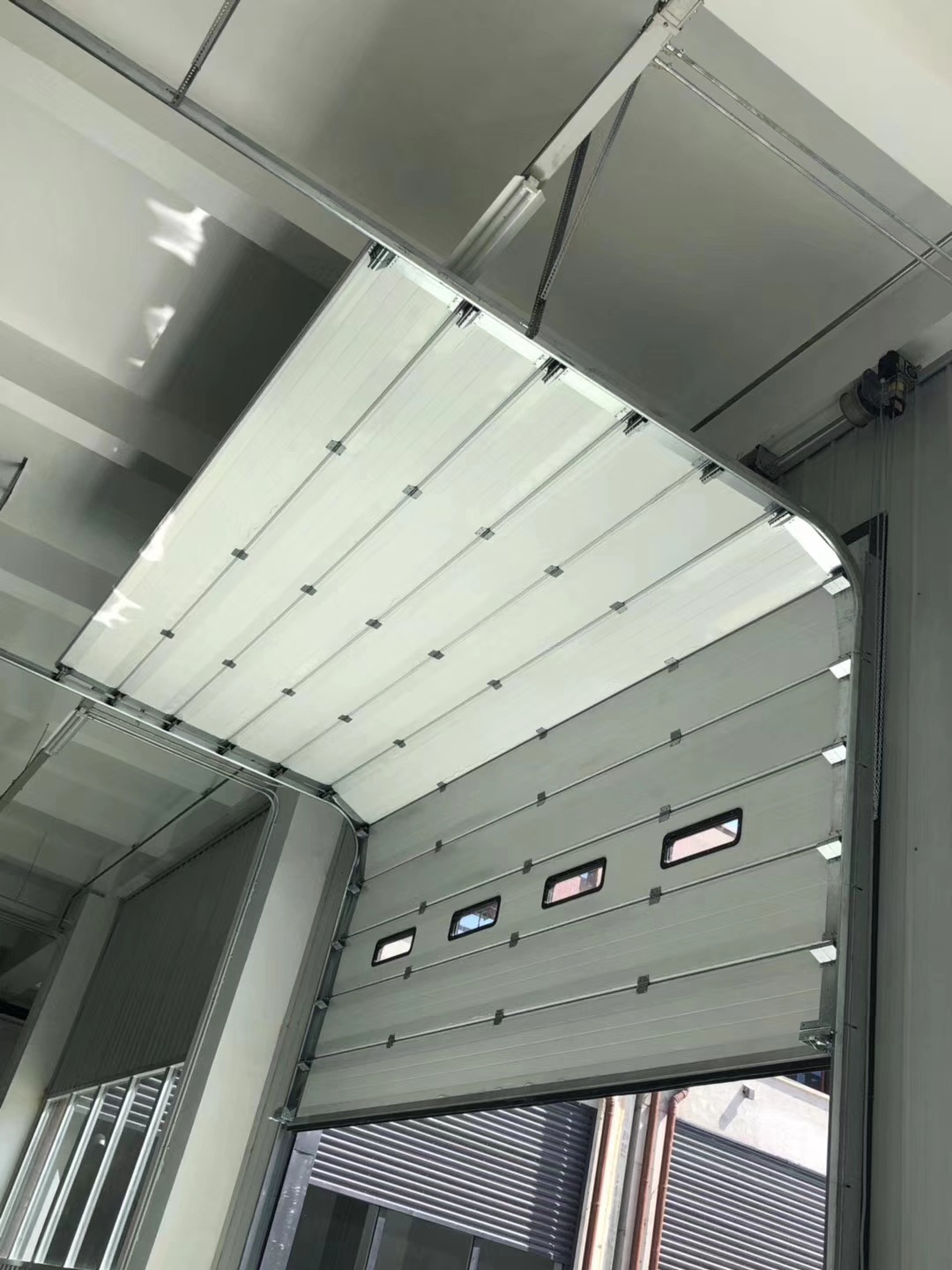 工业提升门快速门消防队车库翻板门工业推拉门快速堆积门-阿里巴巴