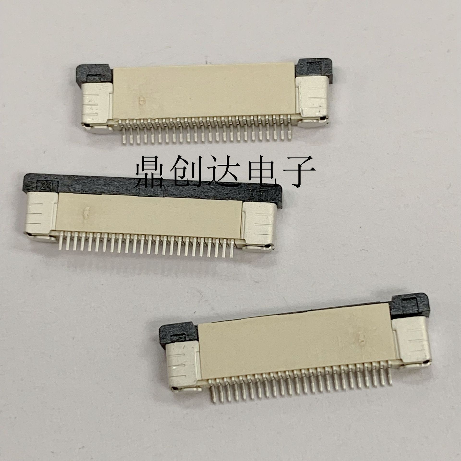 FFC/FPC连接器 软排线插座0.5mm间距 24P H2.0抽屉式上接 30-60P-阿里巴巴