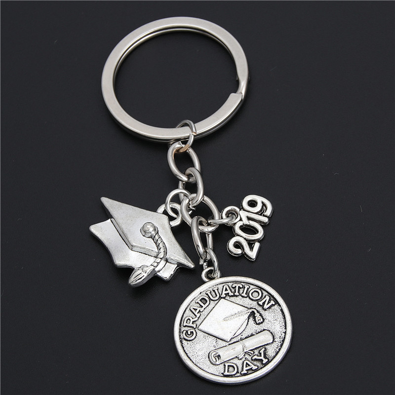 2020 2019 Graduation Ceremony Keychain Diploma Bachelor Cap Key Ring ...