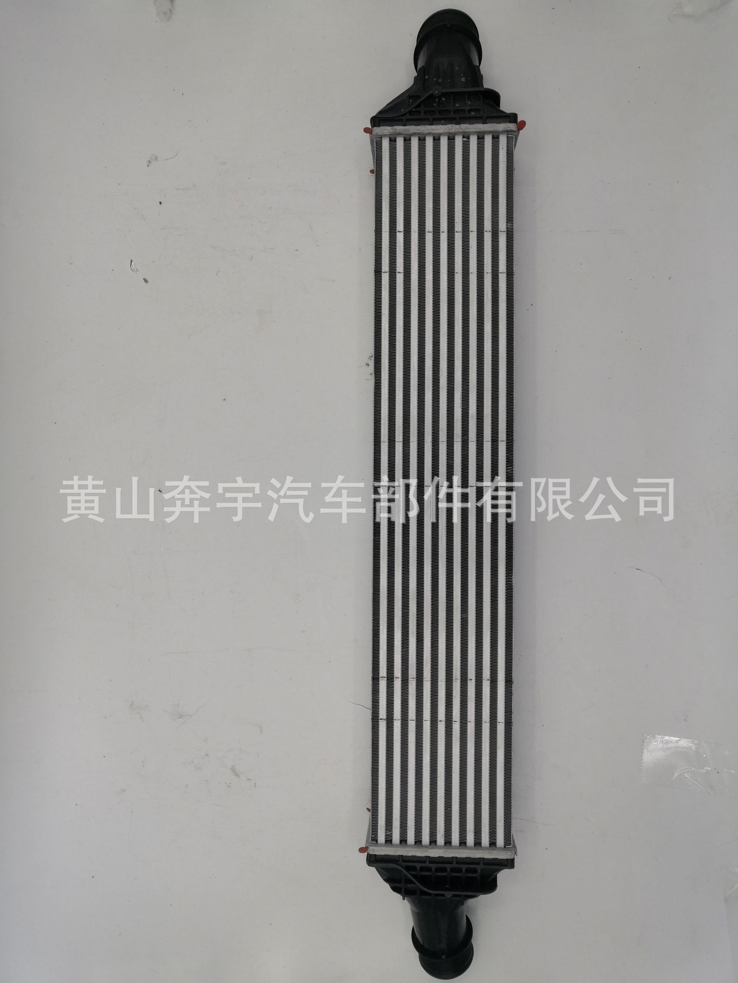 适用于奥迪的汽车中冷器配件OE:8W0145805N-阿里巴巴