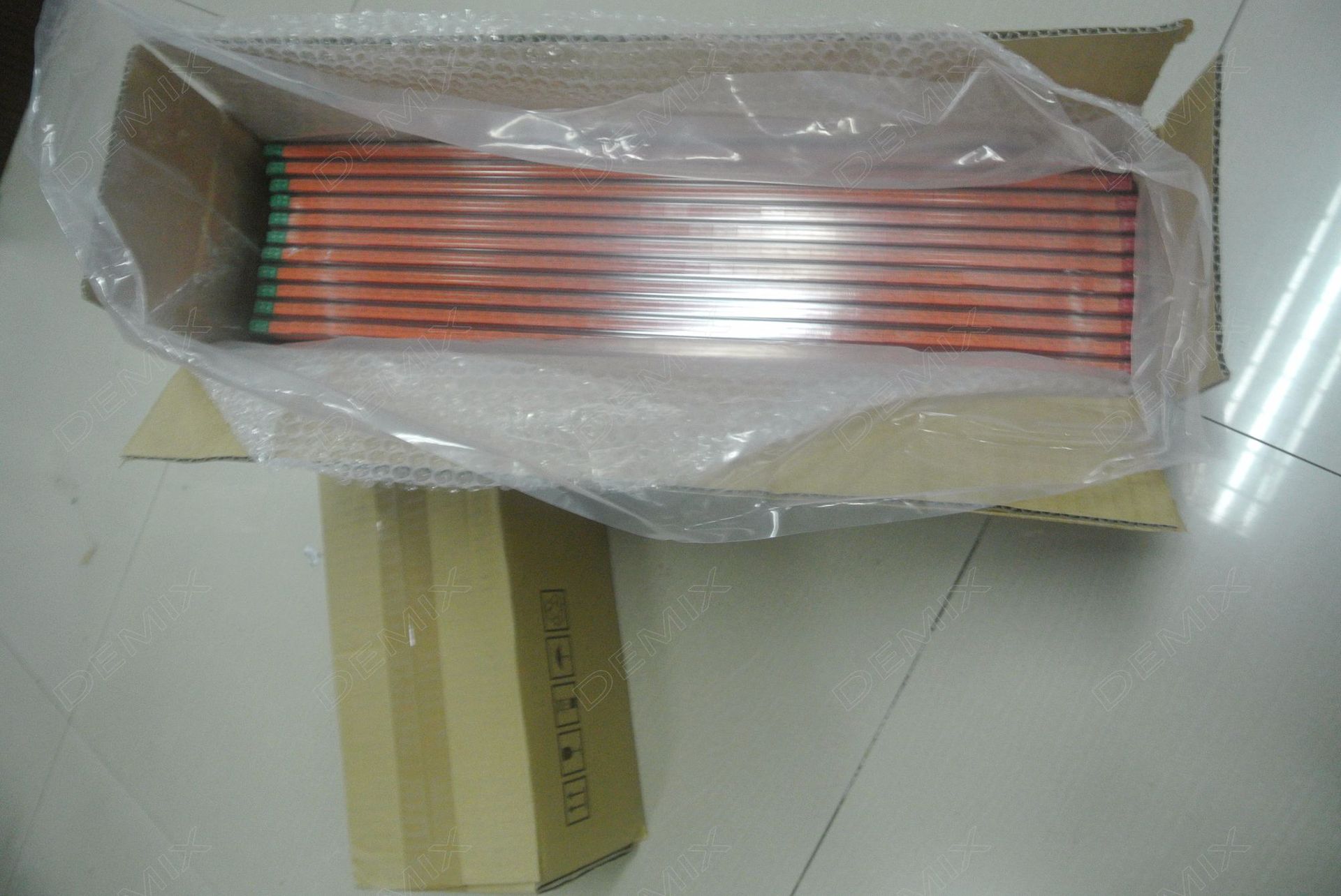 原装 NEC 信号继电器 2A/8脚直插 EC2-5NU-阿里巴巴