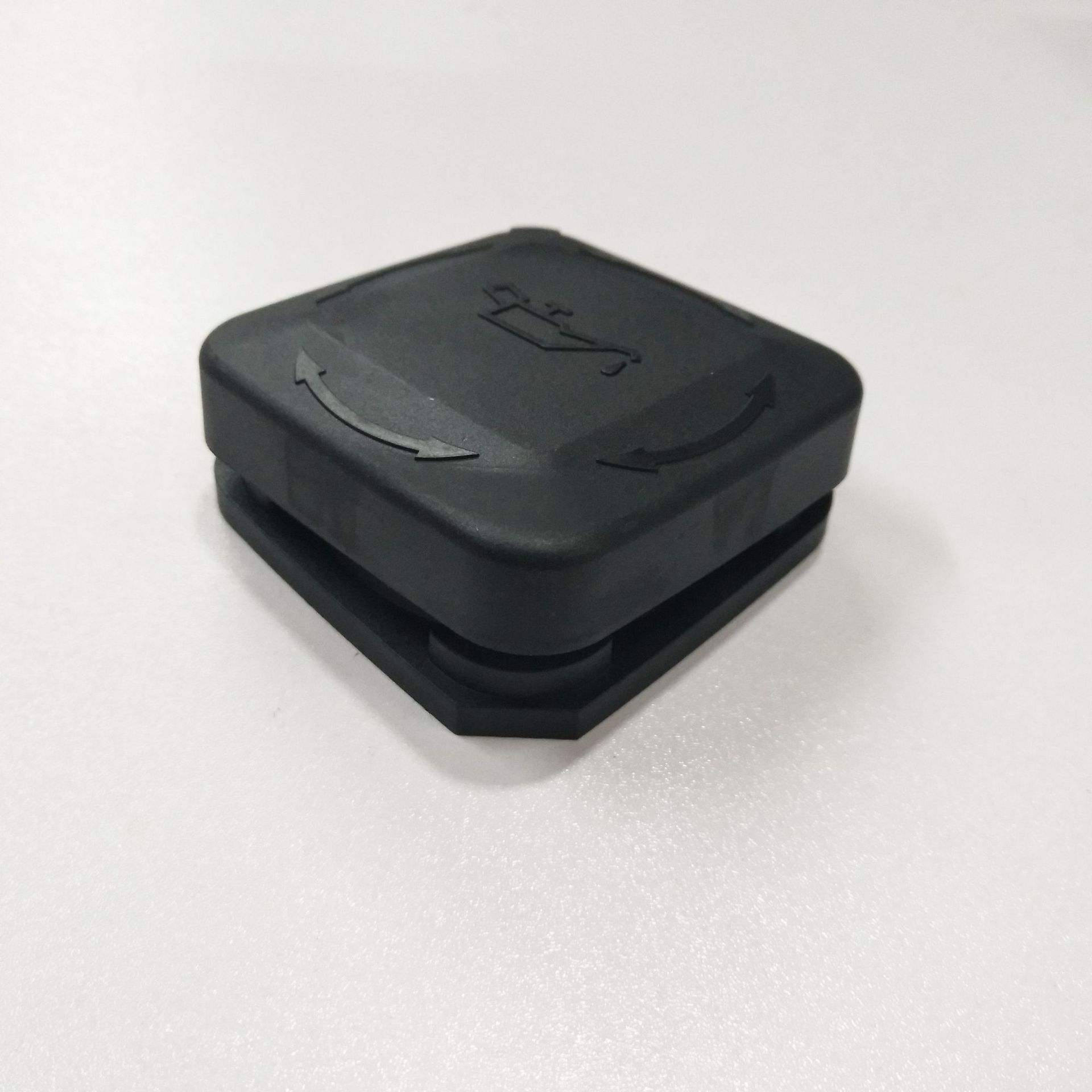 机油口密封盖 机油盖 适用于宝马3系E46 E90 5系E60 11127500568-阿里巴巴