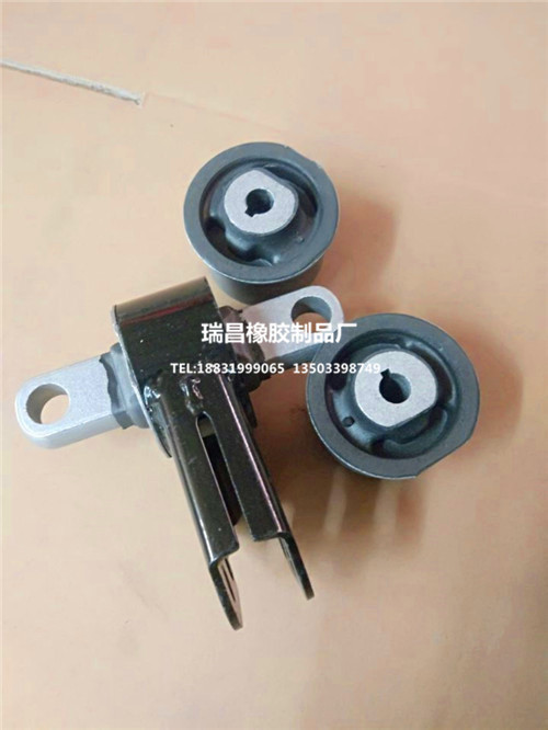 供52114354AA 52089516AB适用JEEP发动机支架 发动机悬置 机脚胶-阿里巴巴