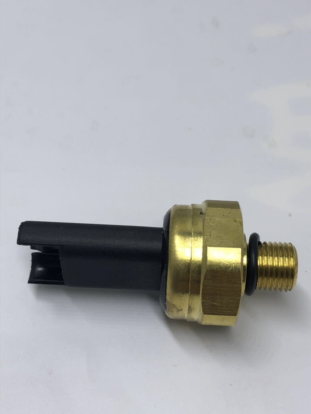 压力传感器 汽车压力开关适用于宝马3系5系6系 13537614317 现货-阿里巴巴