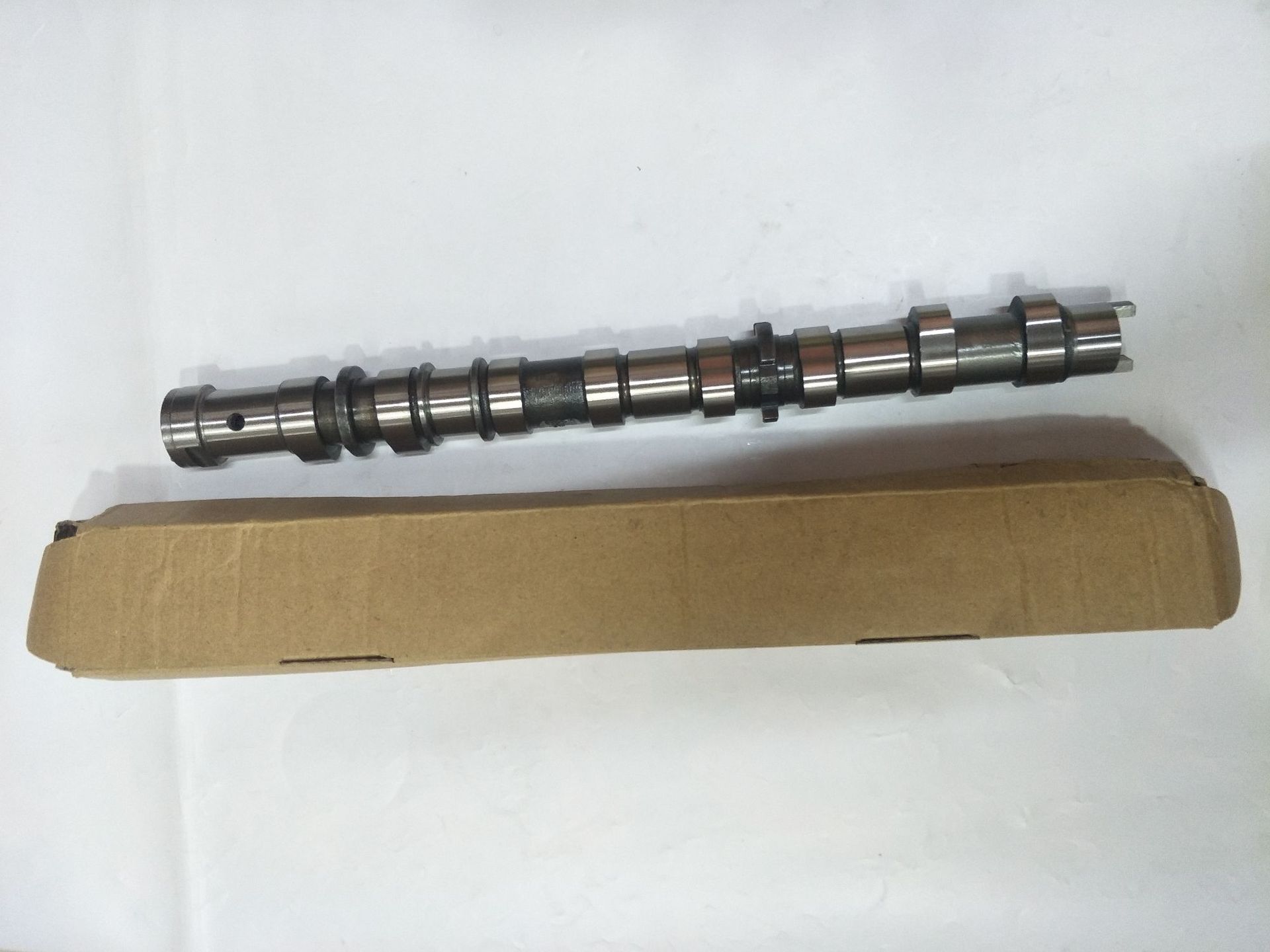 汽车凸轮轴 适用于奔驰W204W212S204C204 2710501401 进气如轮轴-阿里巴巴