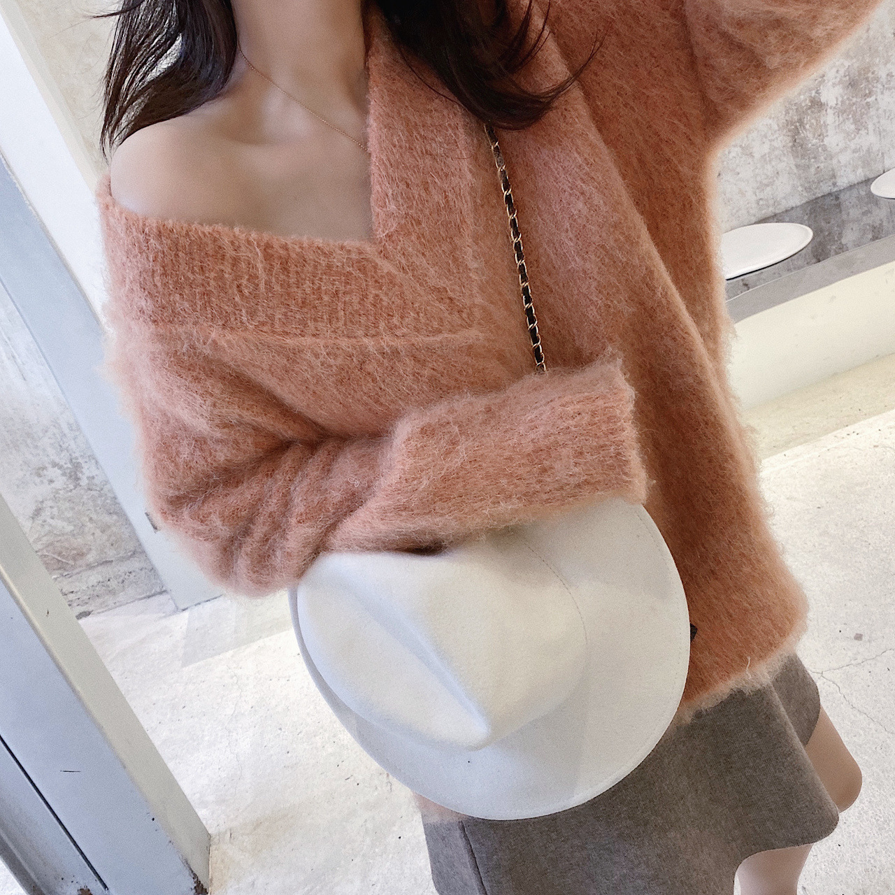 T4537橘粉色复古马海毛毛衣女v领2023秋冬软糯慵懒风拉毛针织上衣-阿里巴巴