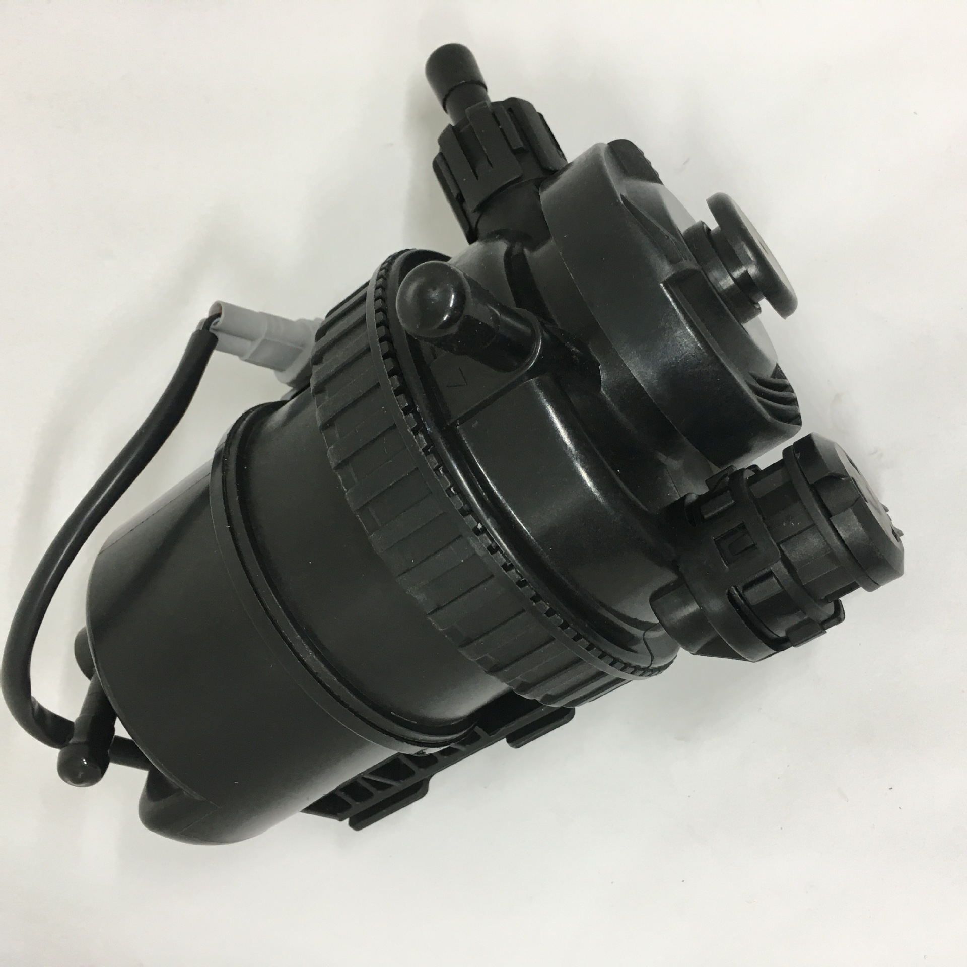 日系皮卡燃油滤清器总成，燃油泵，柴油泵 过滤器 23300-0L041-阿里巴巴