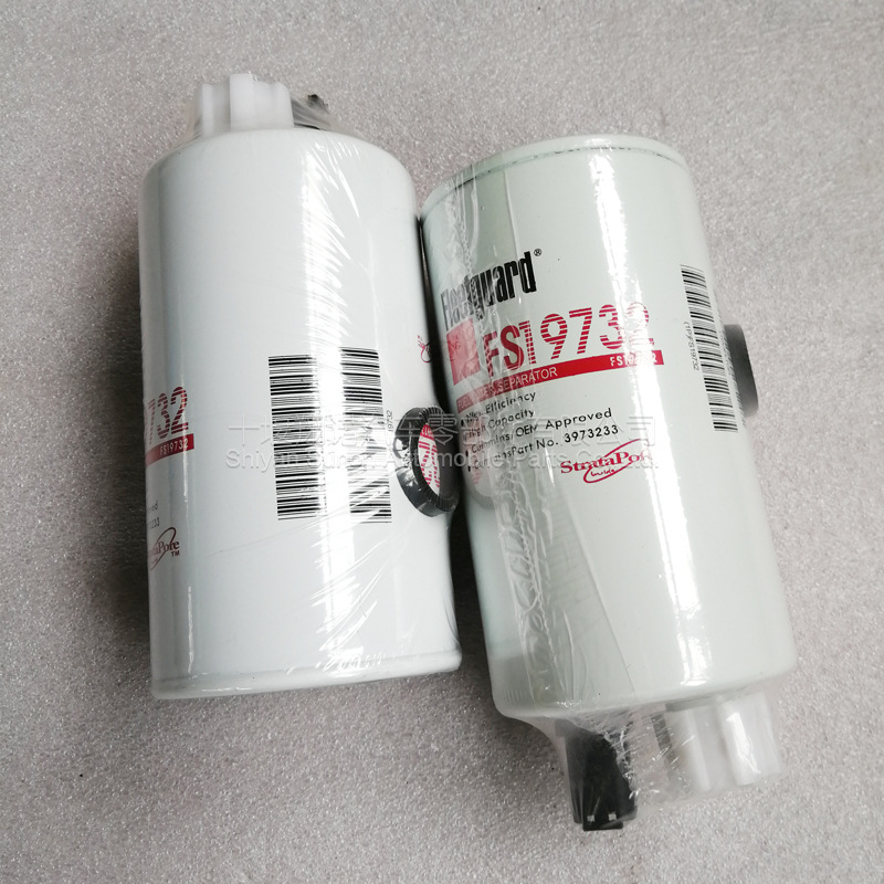 东风康明斯发动机油水分离器3973233 FS19732-阿里巴巴