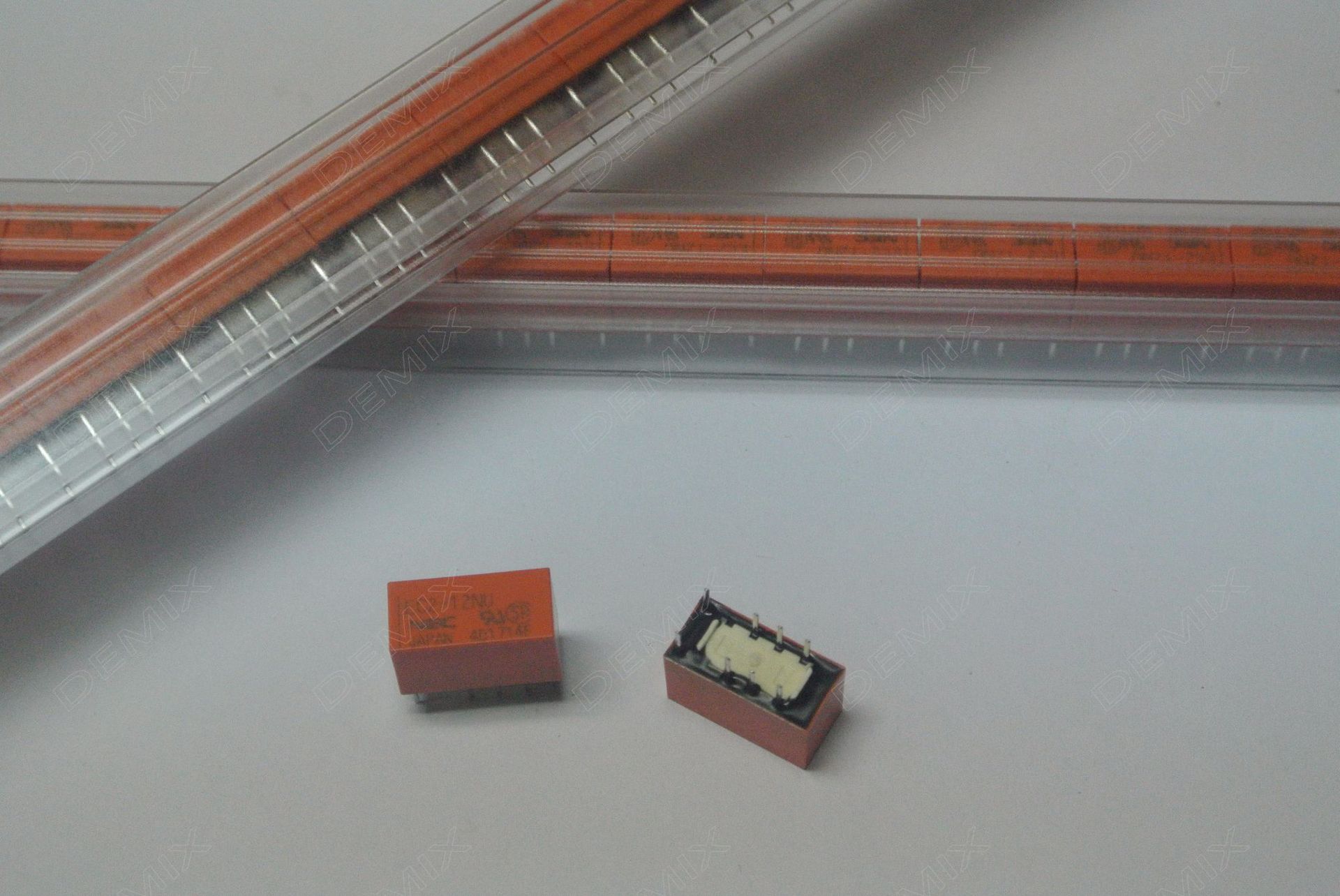 原装 NEC 信号继电器 2A/8脚直插 EC2-5NU-阿里巴巴